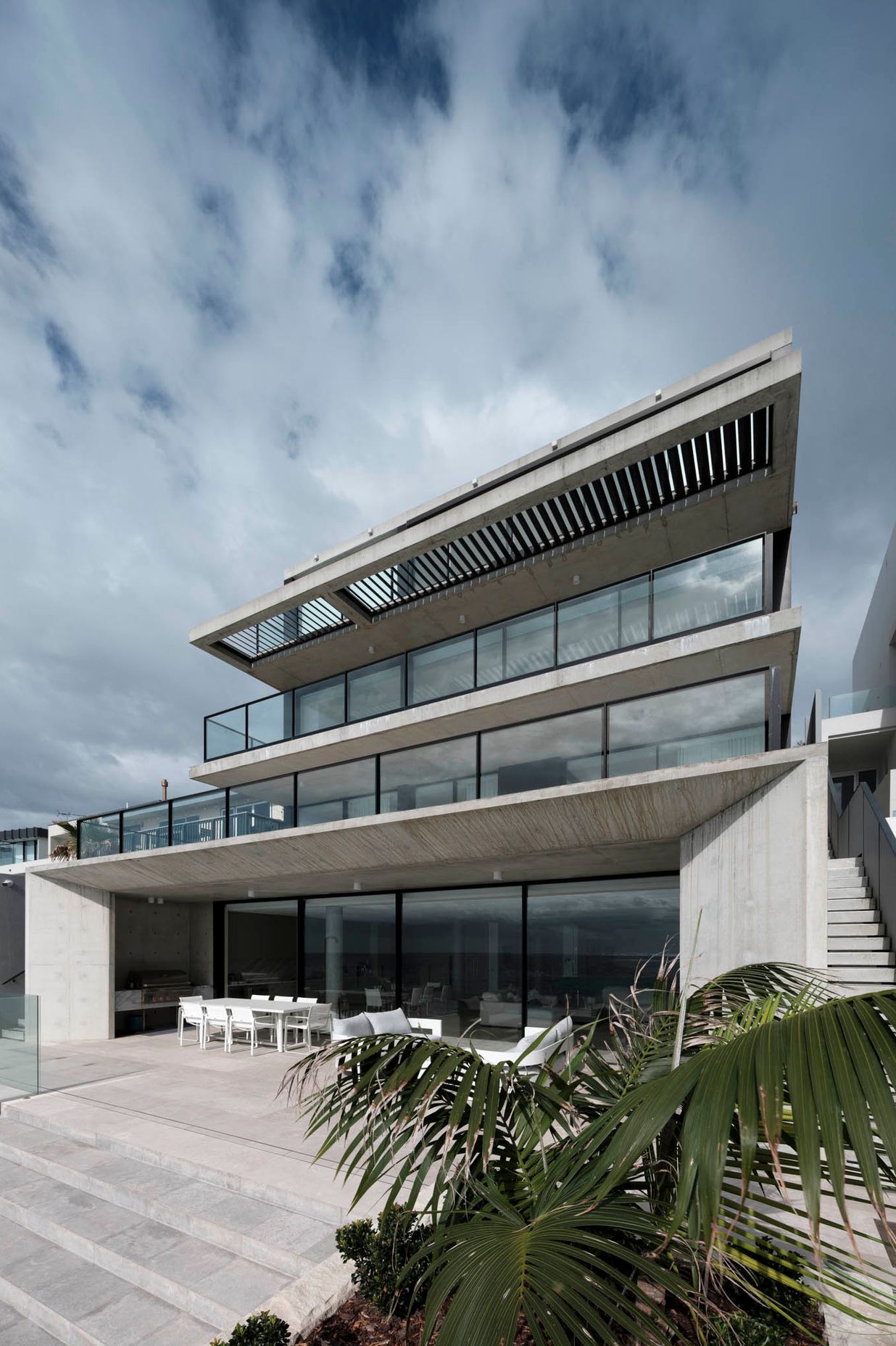 Seaside Parade by MHNDU | ArchiPro AU