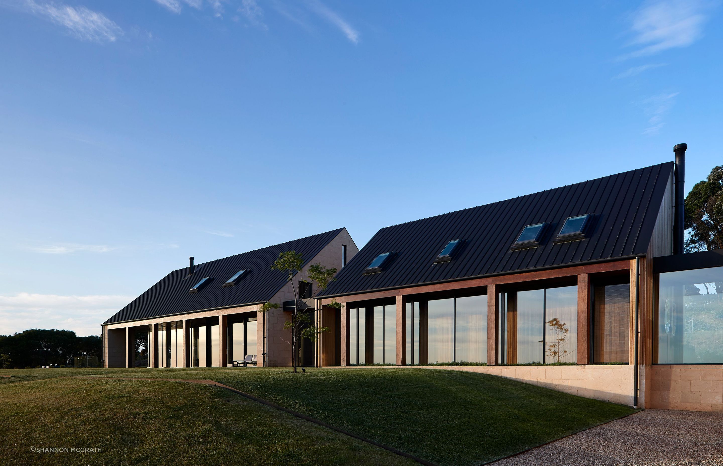 Flinders Residence by Abe McCarthy Architects | ArchiPro AU