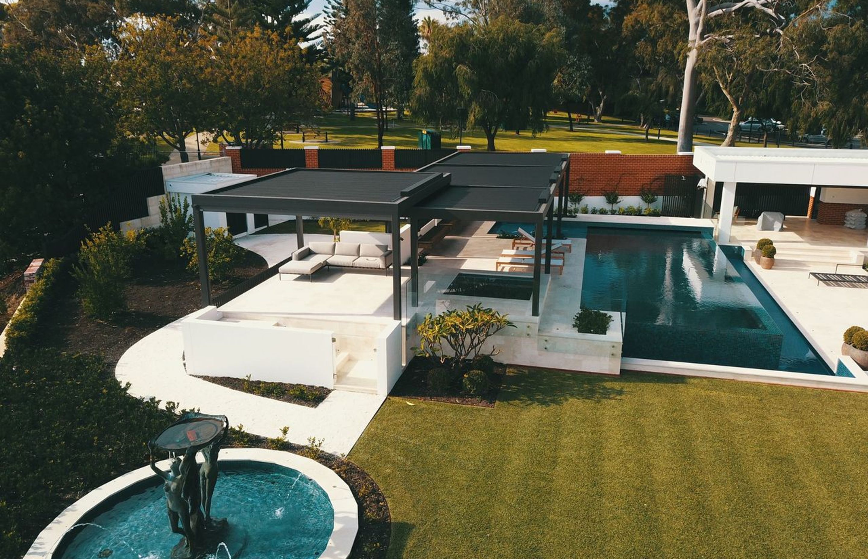 Duncraig Road, Perth by Louvretec Australia | ArchiPro AU