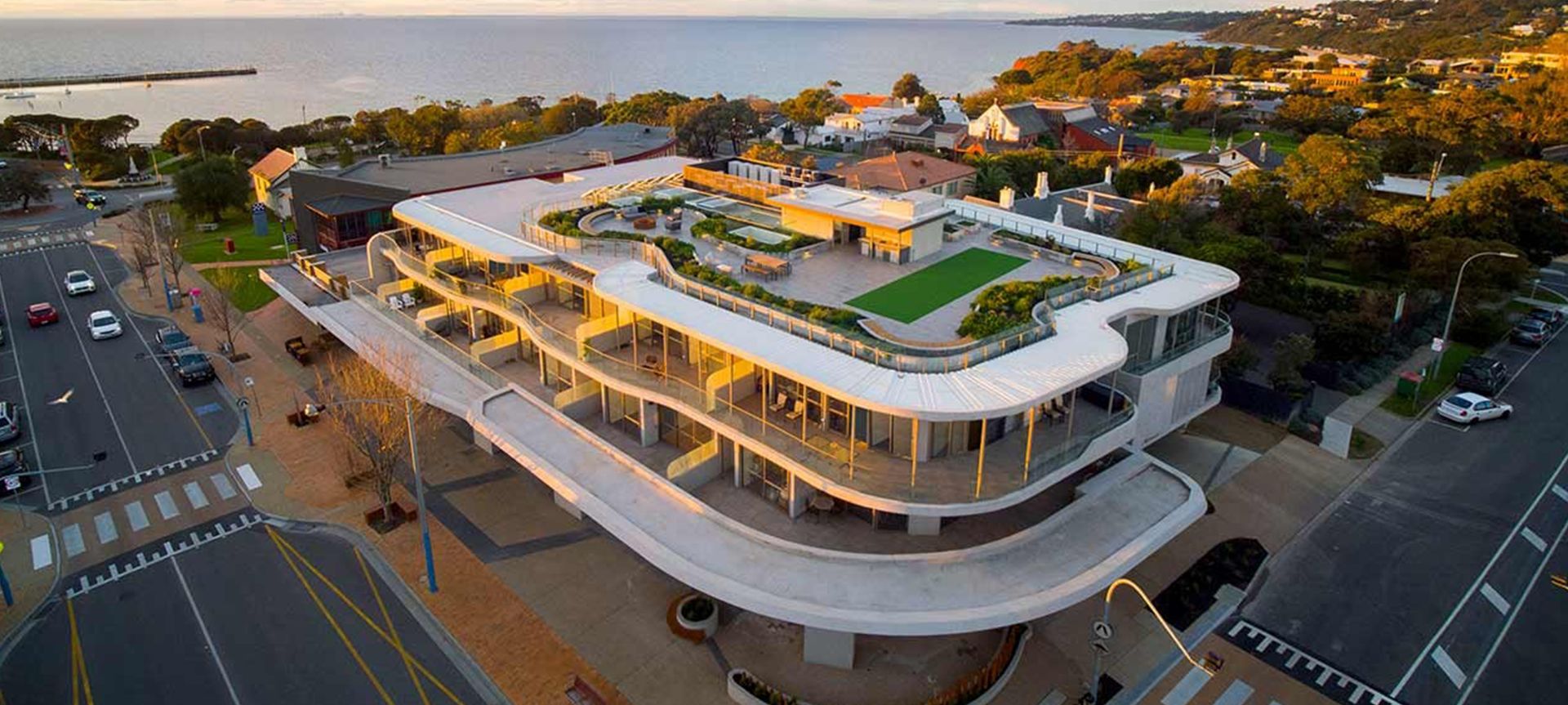 Miramar Mornington by Mills Gorman Architects | ArchiPro AU