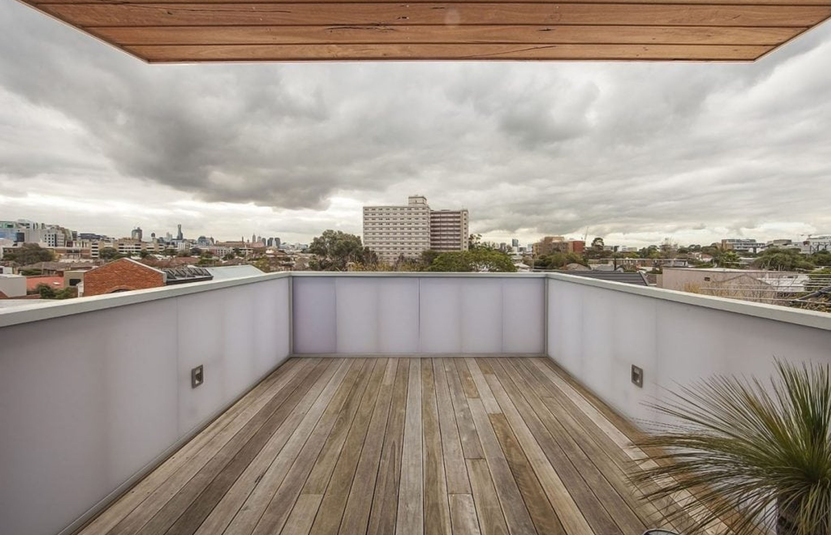 Skin Box House by mcmahon and nerlich | ArchiPro AU