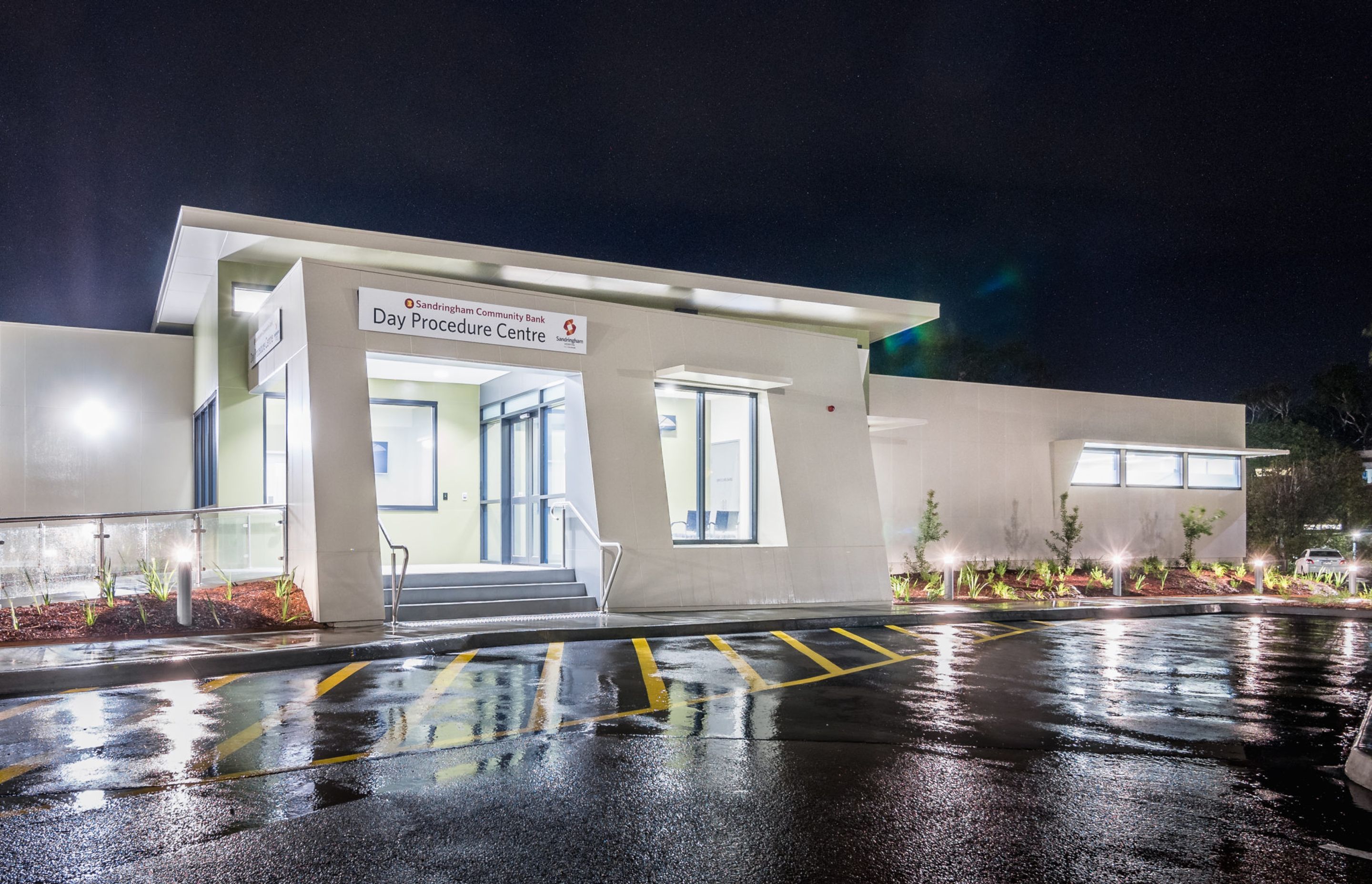 The Alfred Sandringham Day Procedures Centre by Vincent Chrisp ...