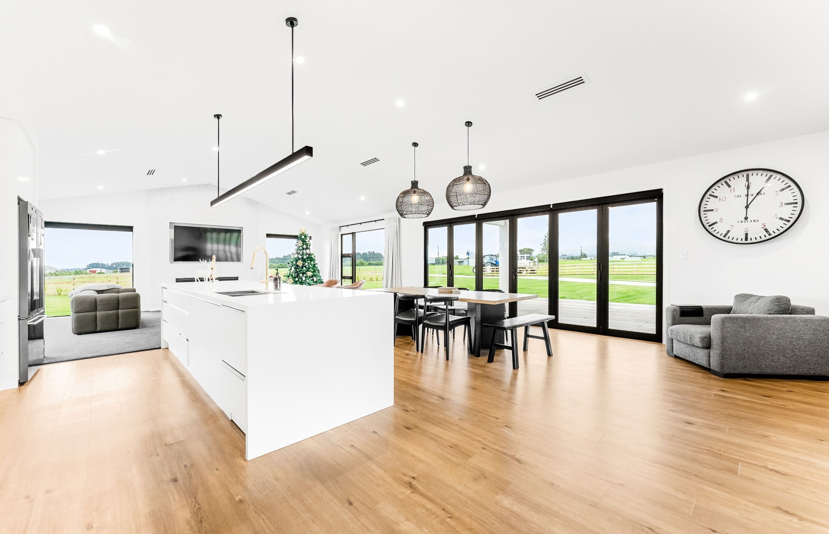 Taranaki Project by Parkwood Doors | ArchiPro AU
