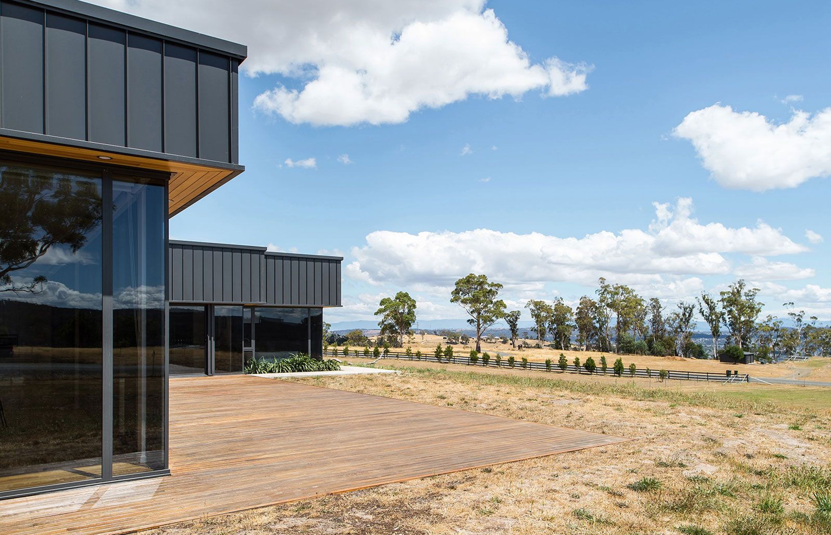 57 White Gum Rise by Honed Architecture + Design | ArchiPro AU