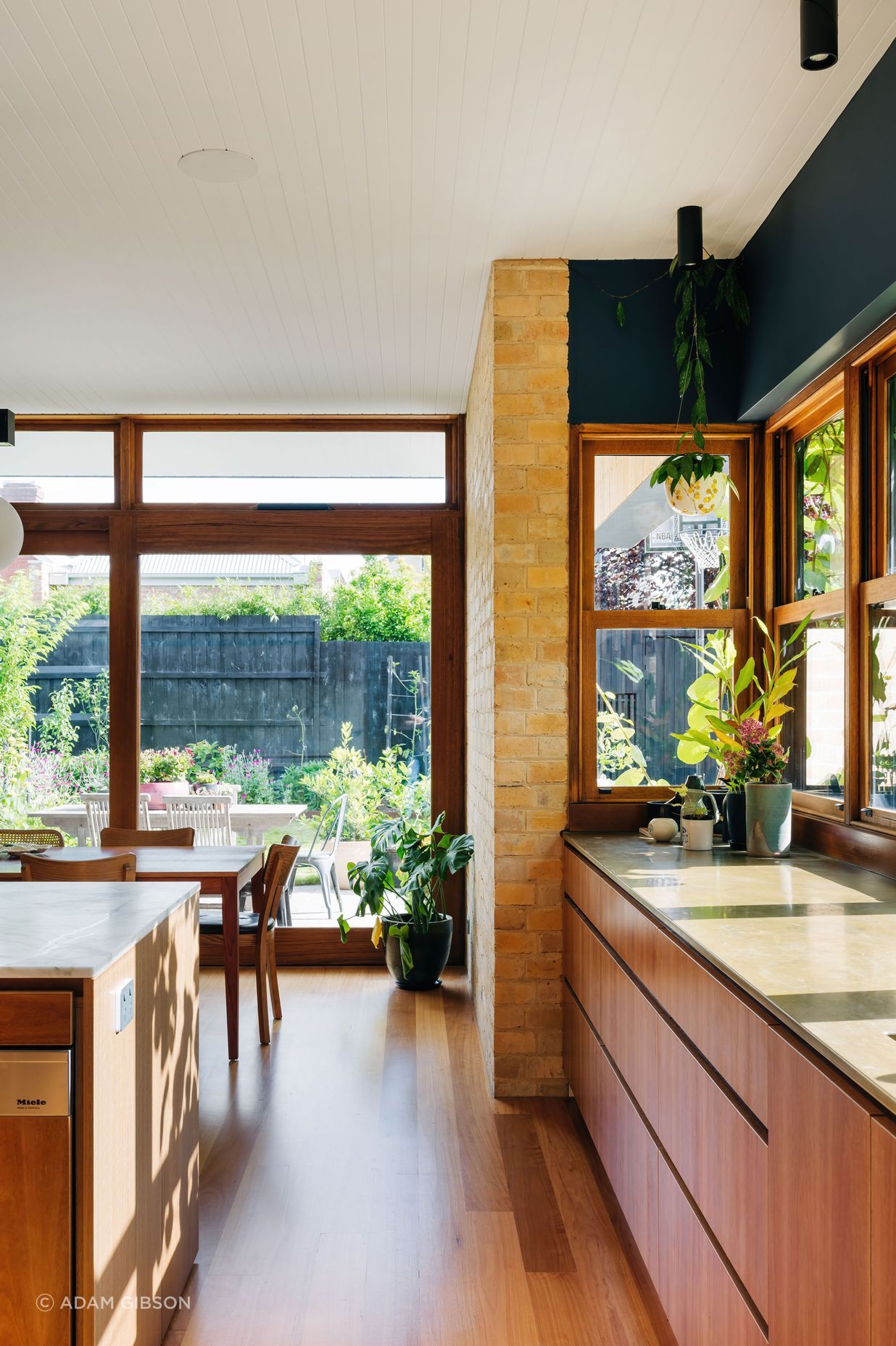 Brick Bungalow by Preston Lane | ArchiPro AU