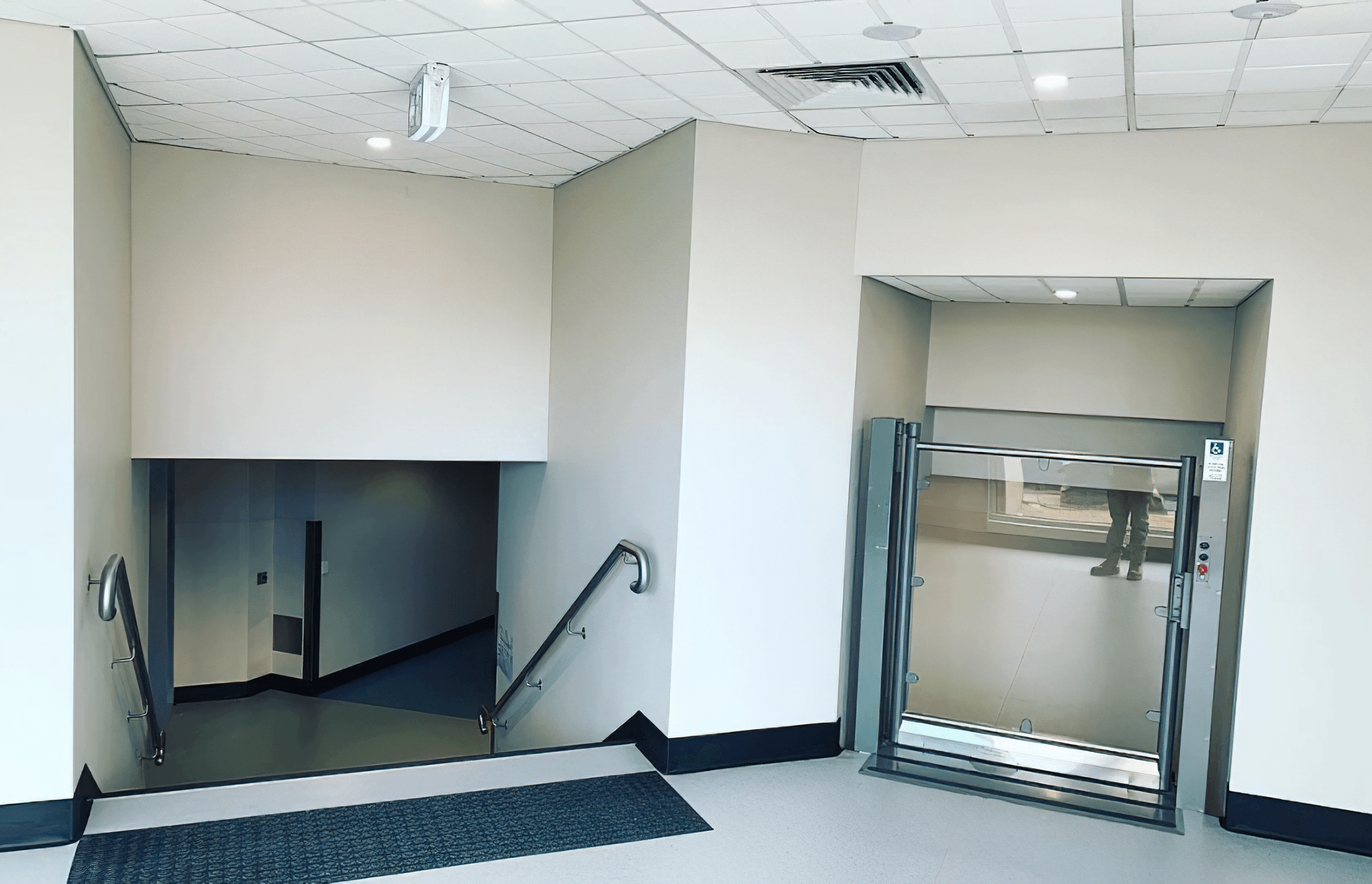 Royal Dental Hospital - Entry Foyer And Link Corridor by Technik ...