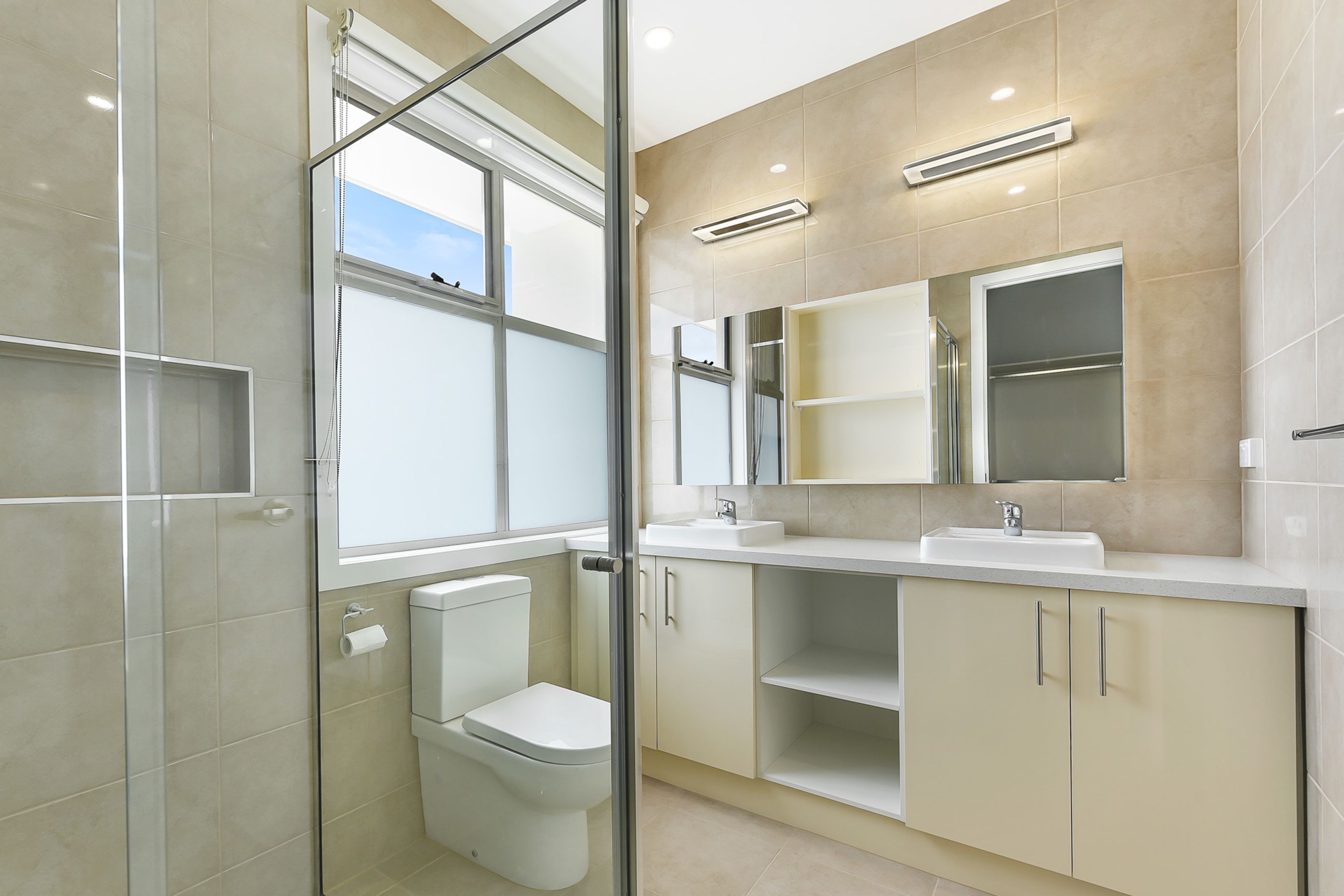 Cherryhills Drive, Cranbourne by Havcon Projects | ArchiPro AU