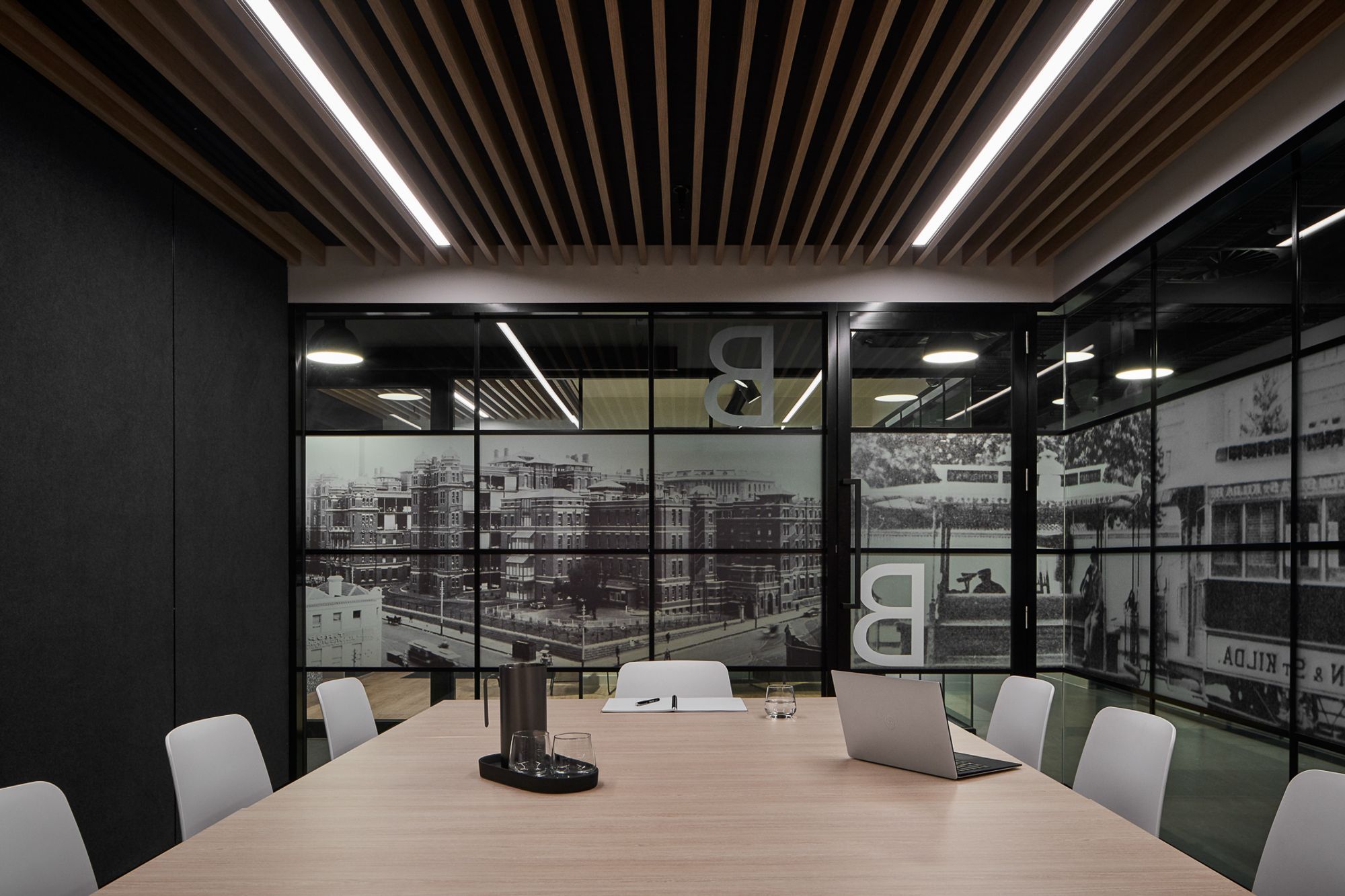 Jane Bell House, Royal Melbourne Hospital by ClarkeHopkinsClarke ...