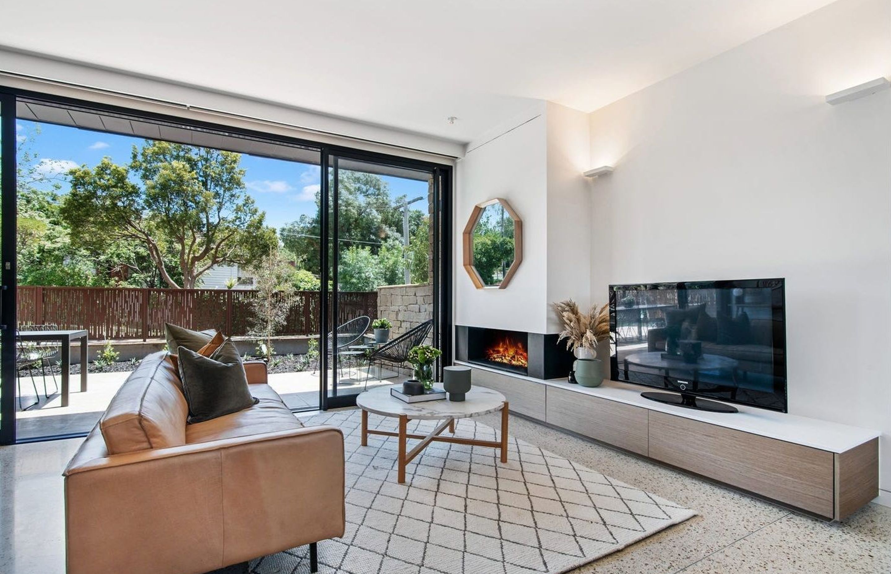 Mount Waverley by Pascon | ArchiPro AU