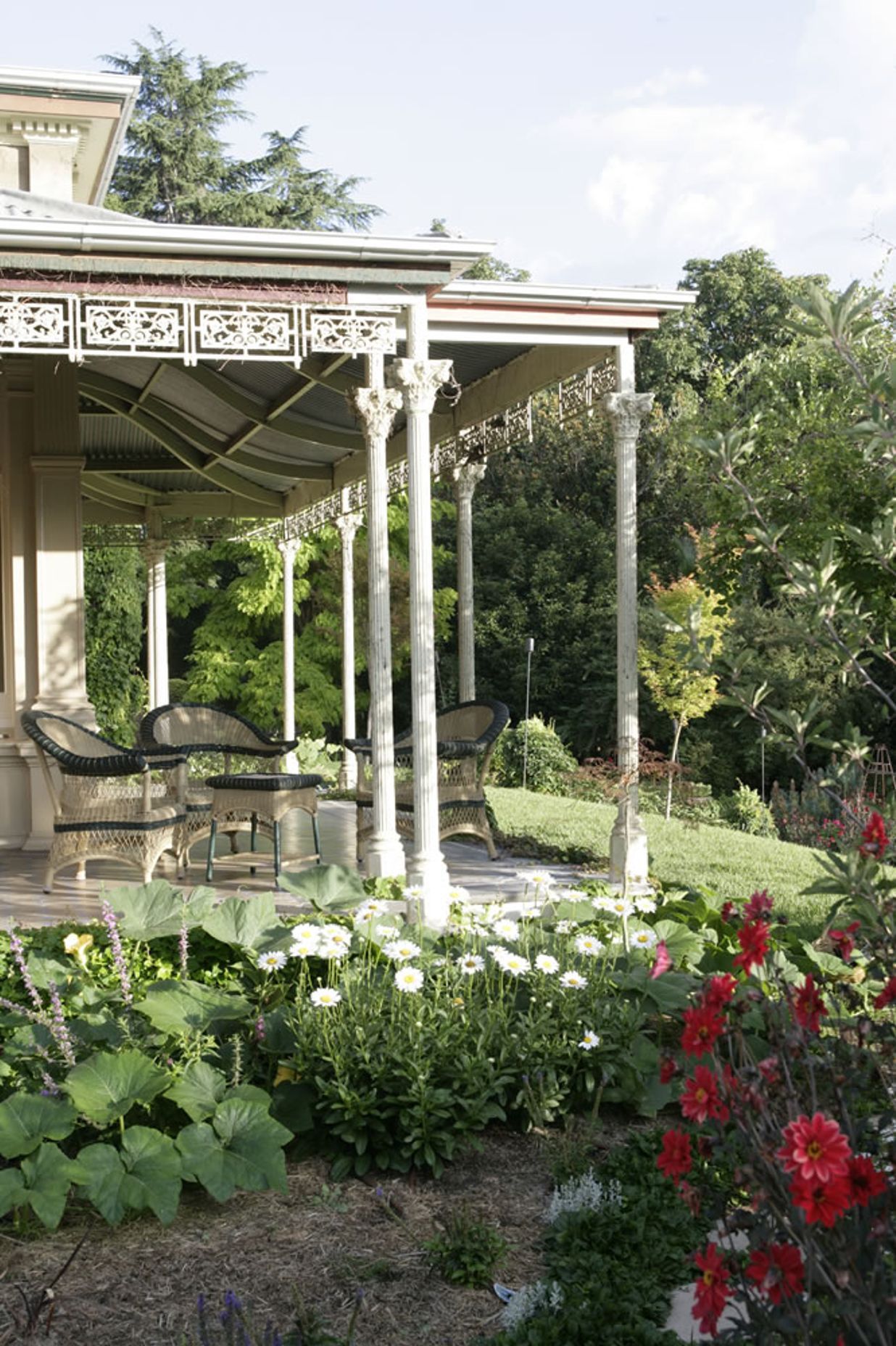 Bathurst by Myles Baldwin Design | ArchiPro AU