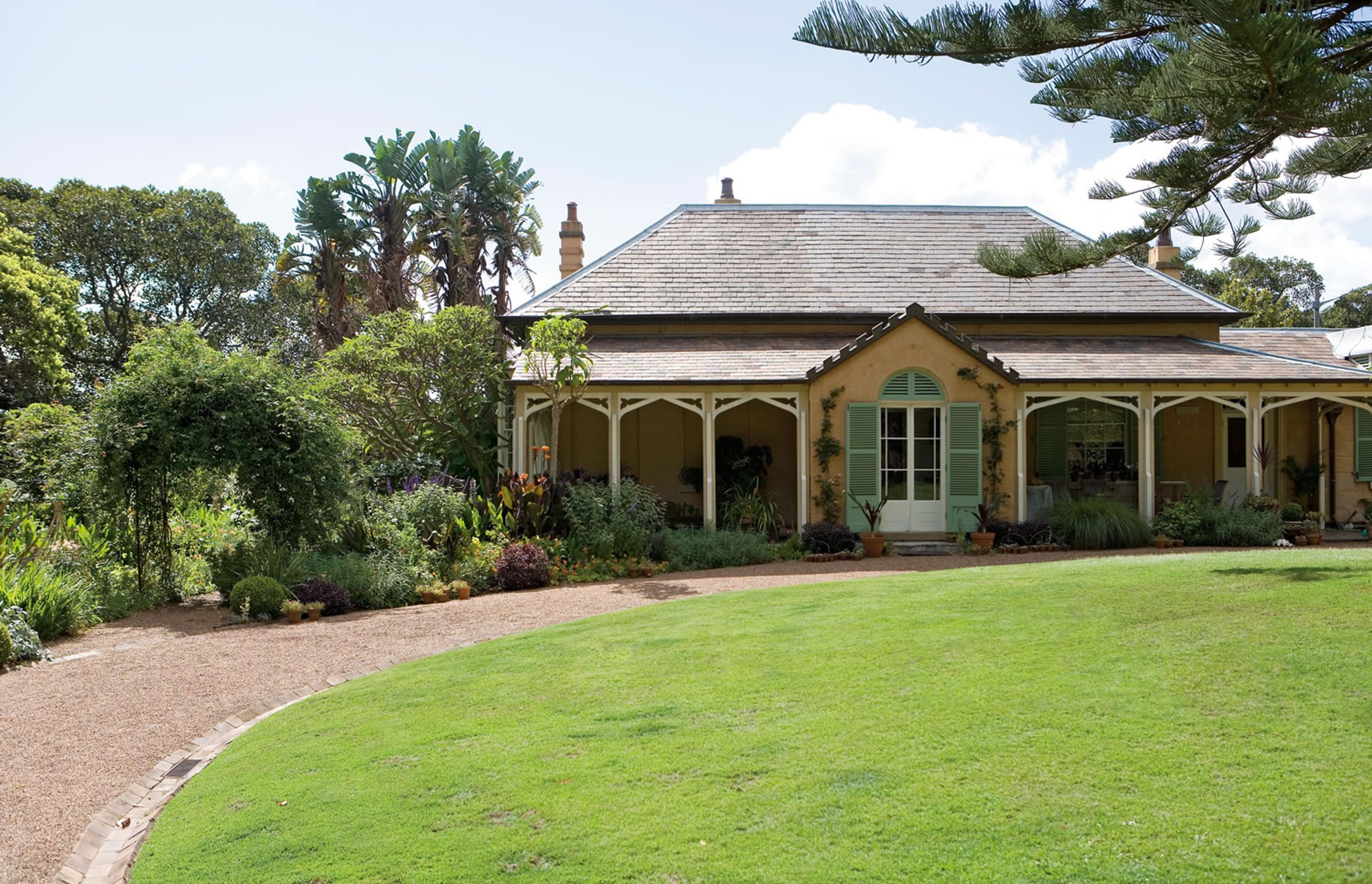 Bronte by Myles Baldwin Design | ArchiPro AU