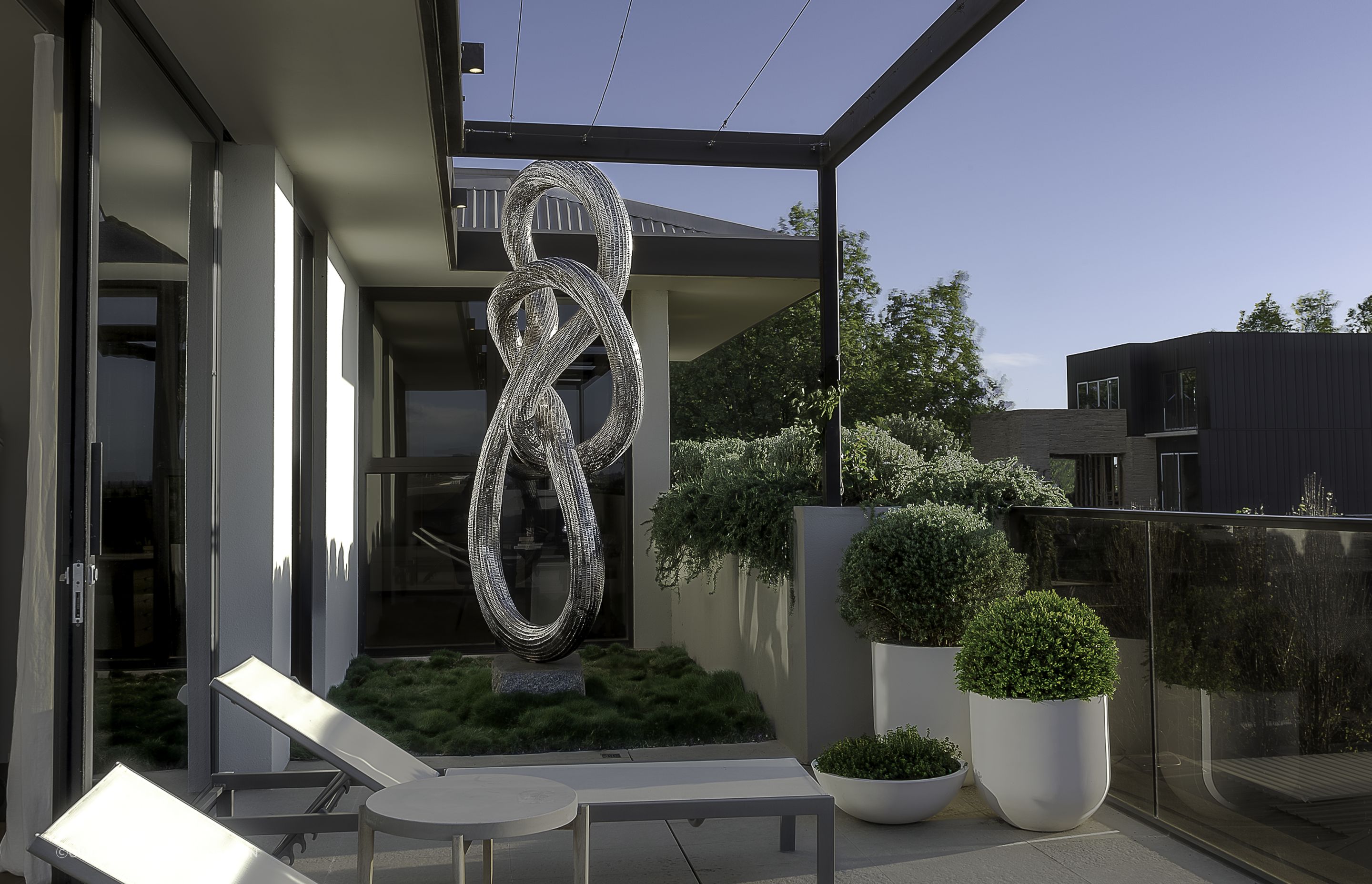 Penthouse roof garden by Kelly Royle Landscape Architecture | ArchiPro AU