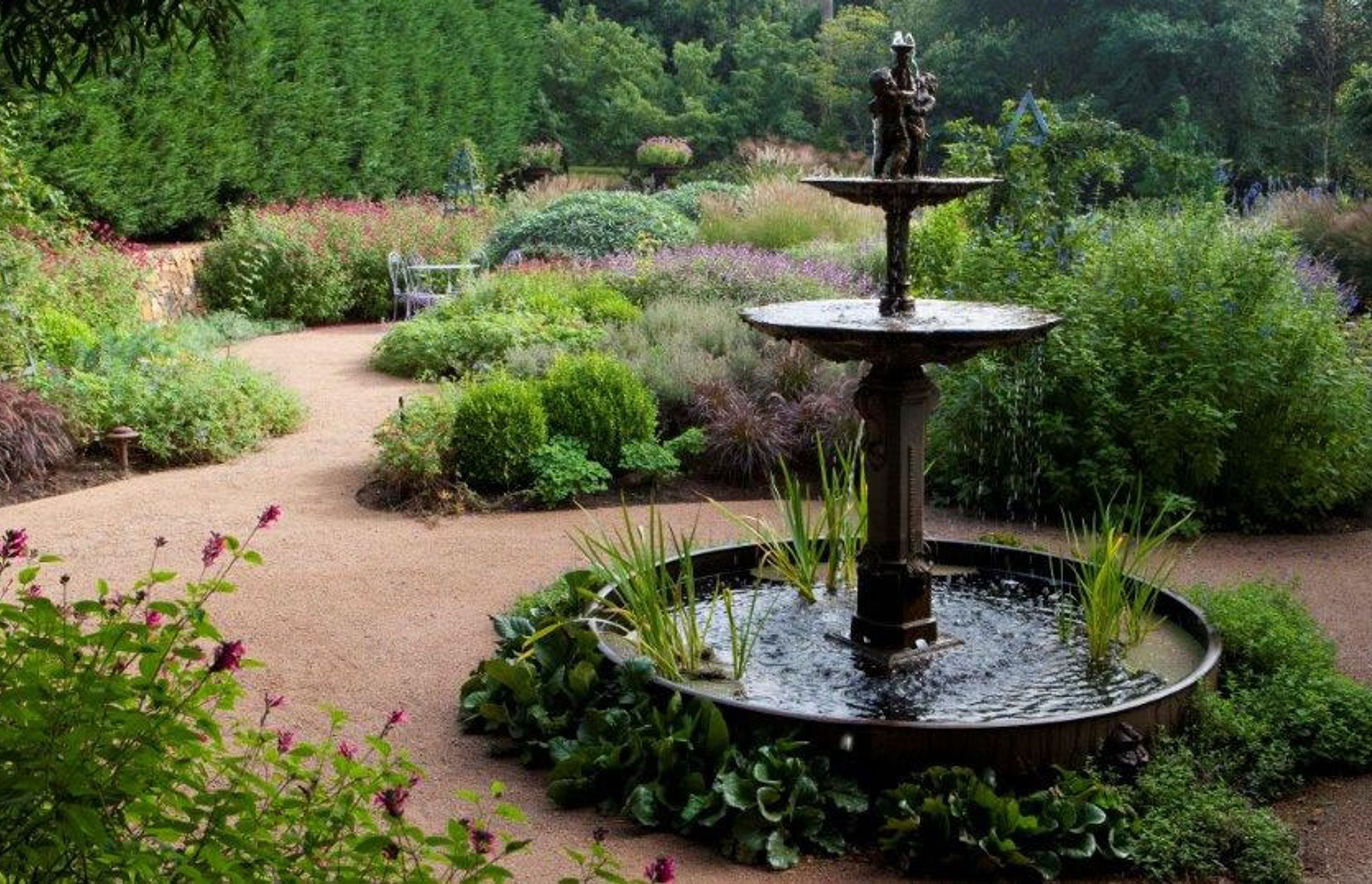 Robertson by Myles Baldwin Design | ArchiPro AU