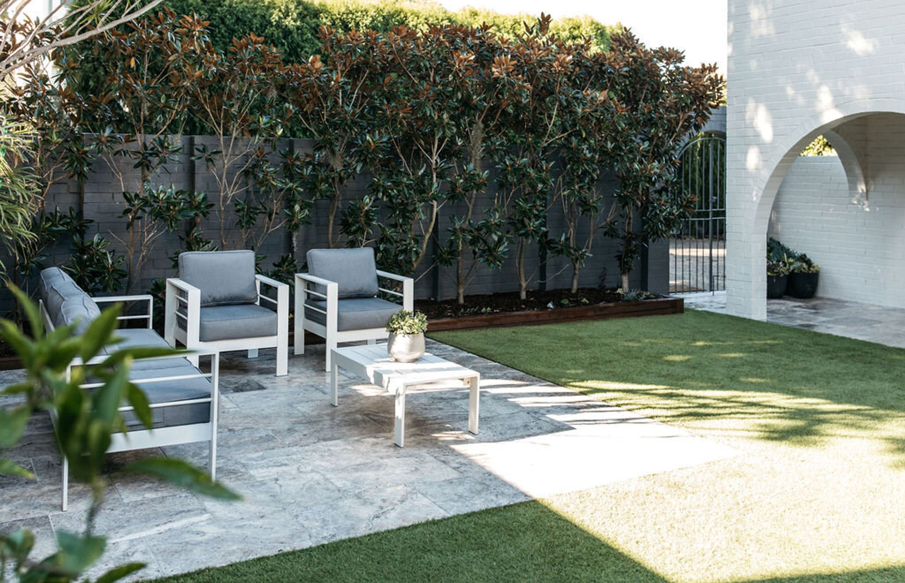 SOUTH HURSTVILLE by Sharp Landscaping | ArchiPro AU