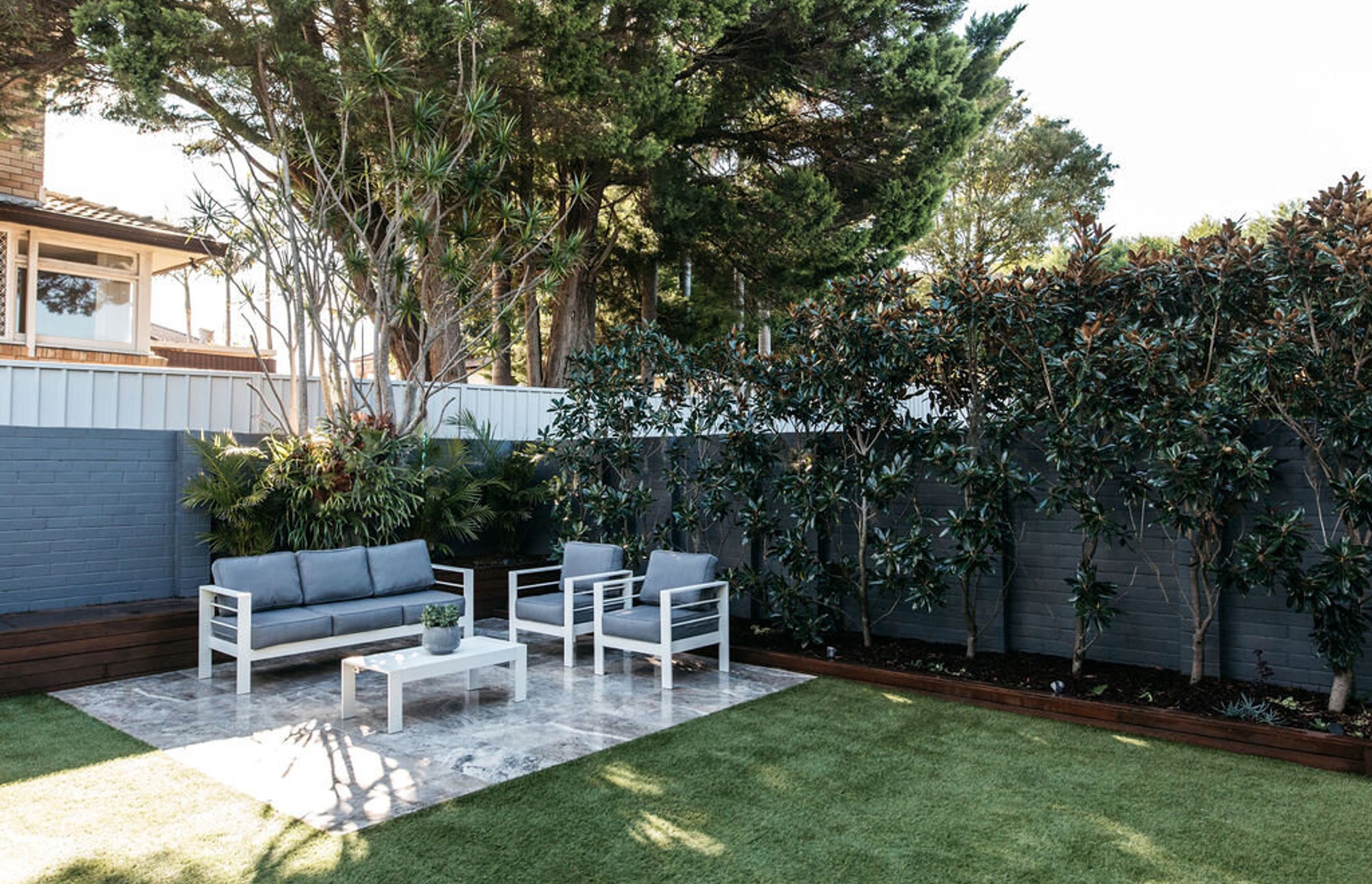 SOUTH HURSTVILLE by Sharp Landscaping | ArchiPro AU
