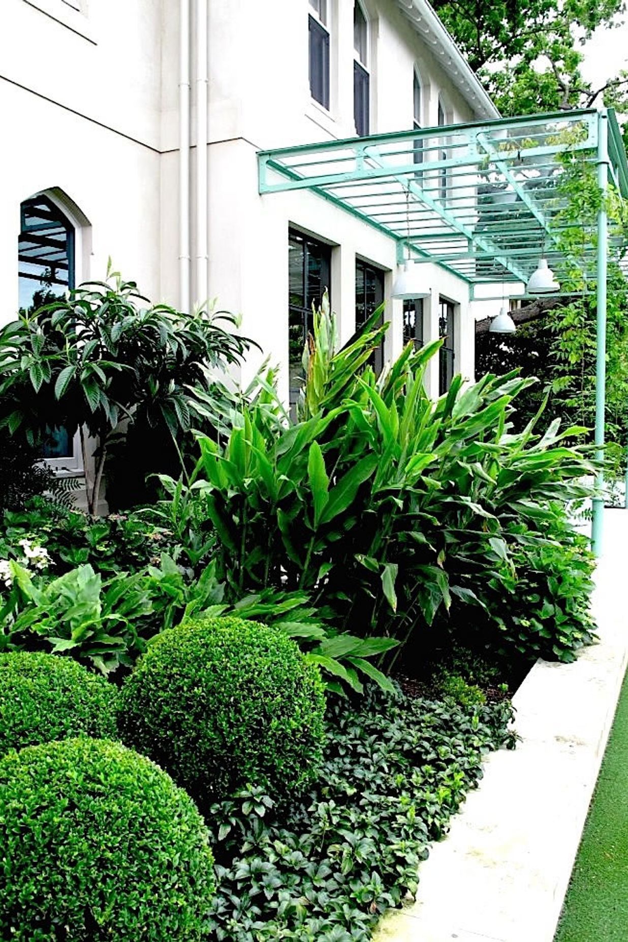 South Yarra by Myles Baldwin Design | ArchiPro AU