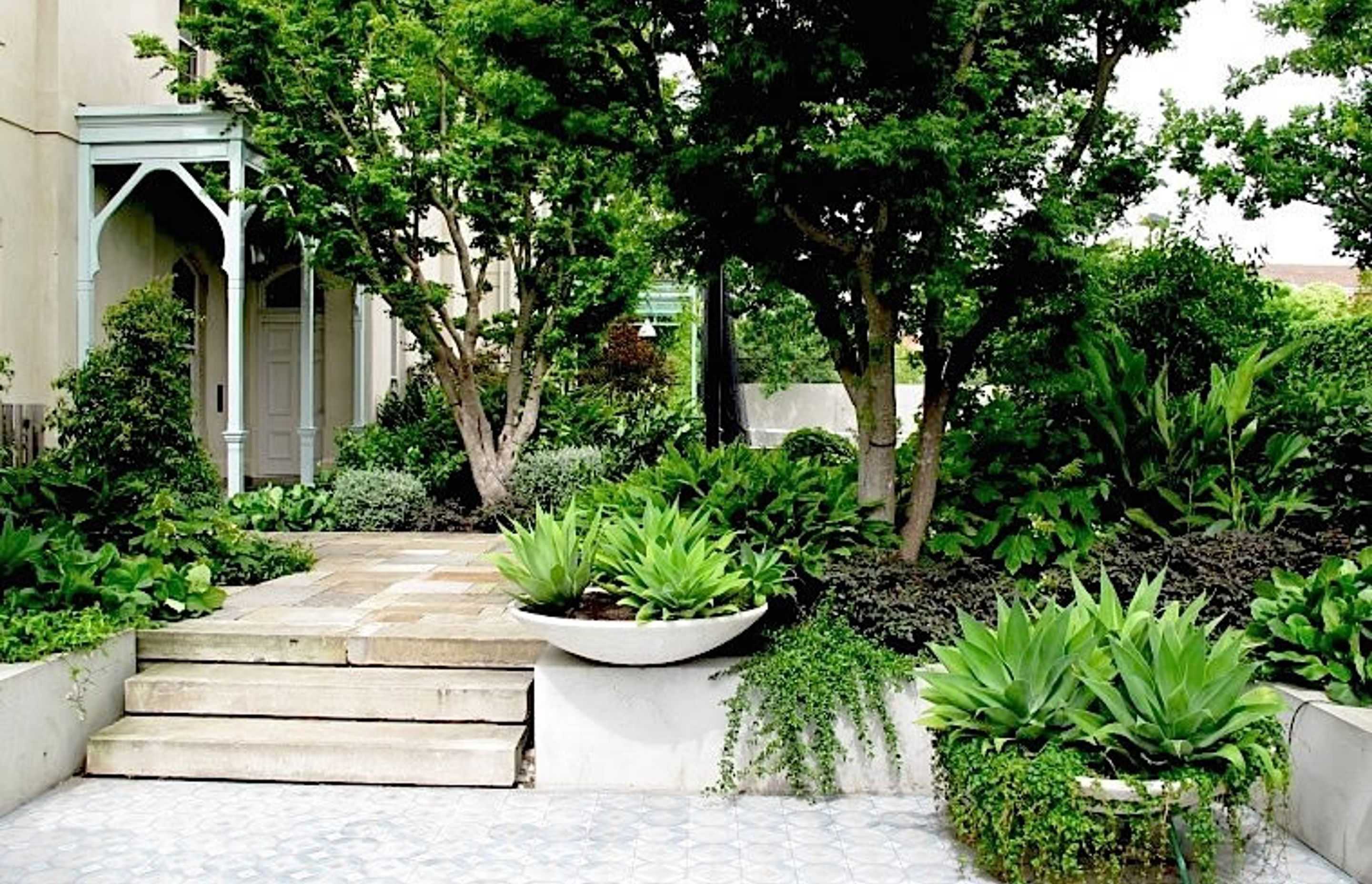 South Yarra by Myles Baldwin Design | ArchiPro AU