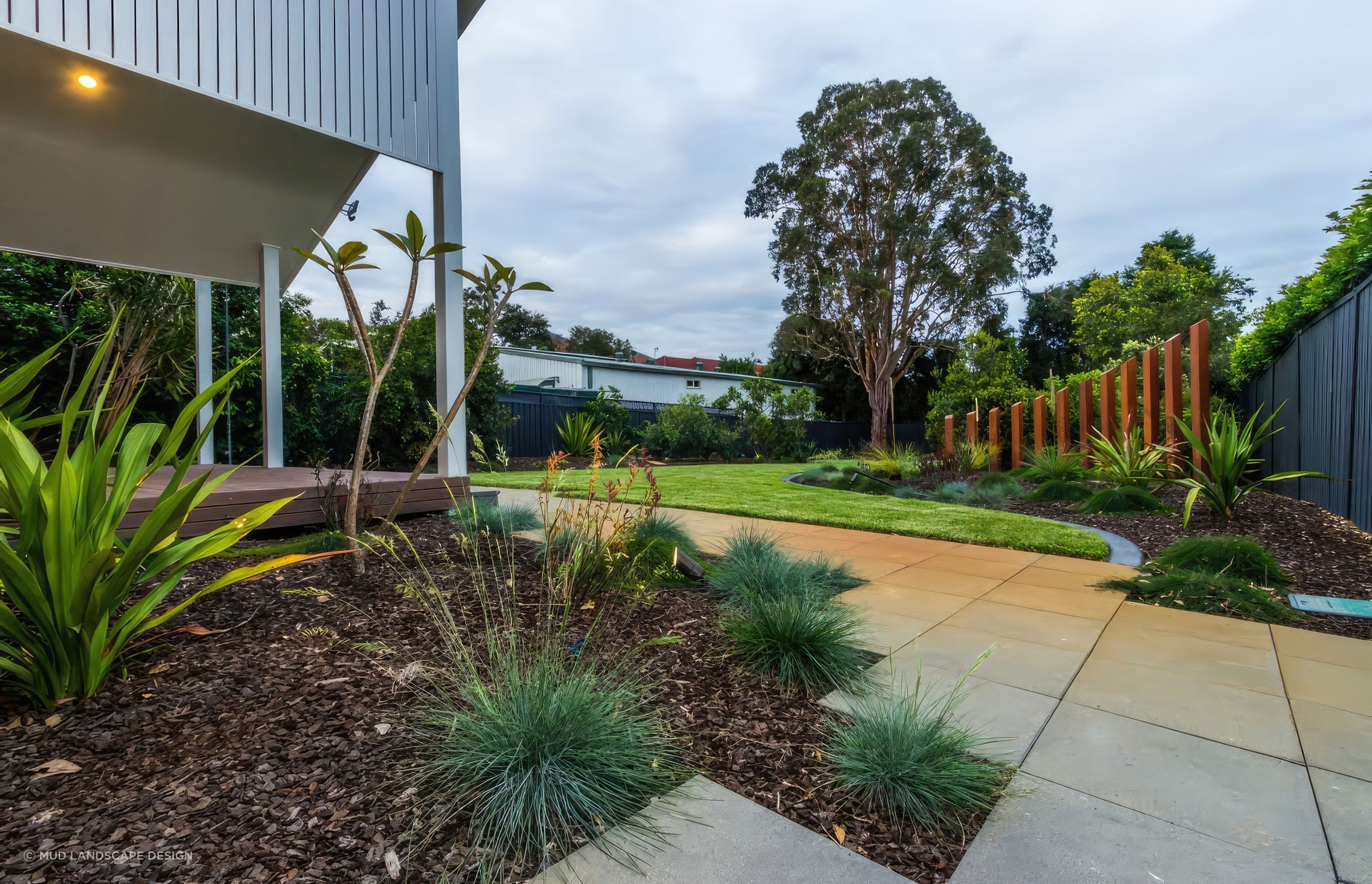 Salamander | Contemporary Garden Design by MUD Landscape Design ...