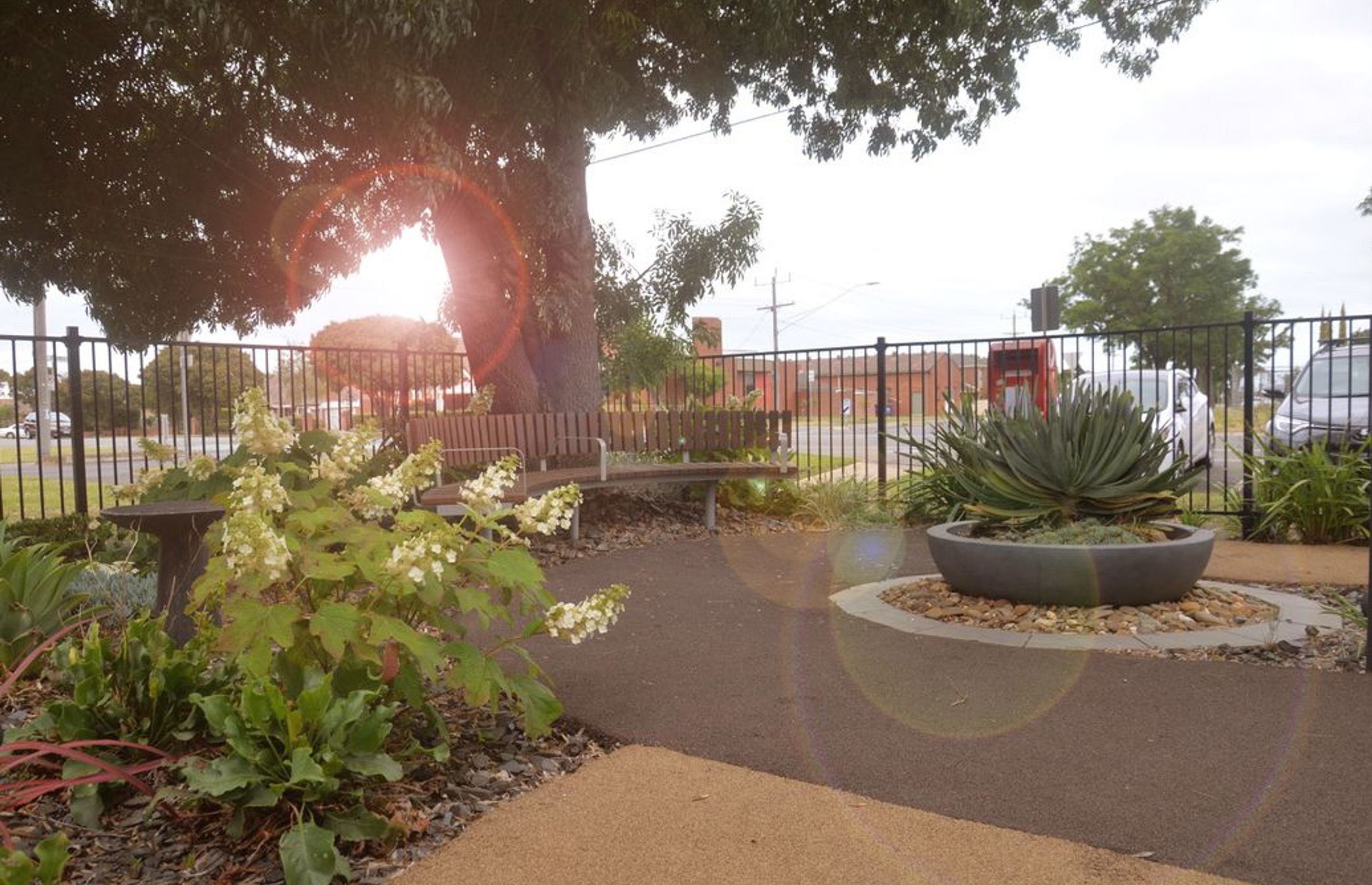 Dementia Therapy Garden Werribee by Kelly Royle Landscape Architecture ...