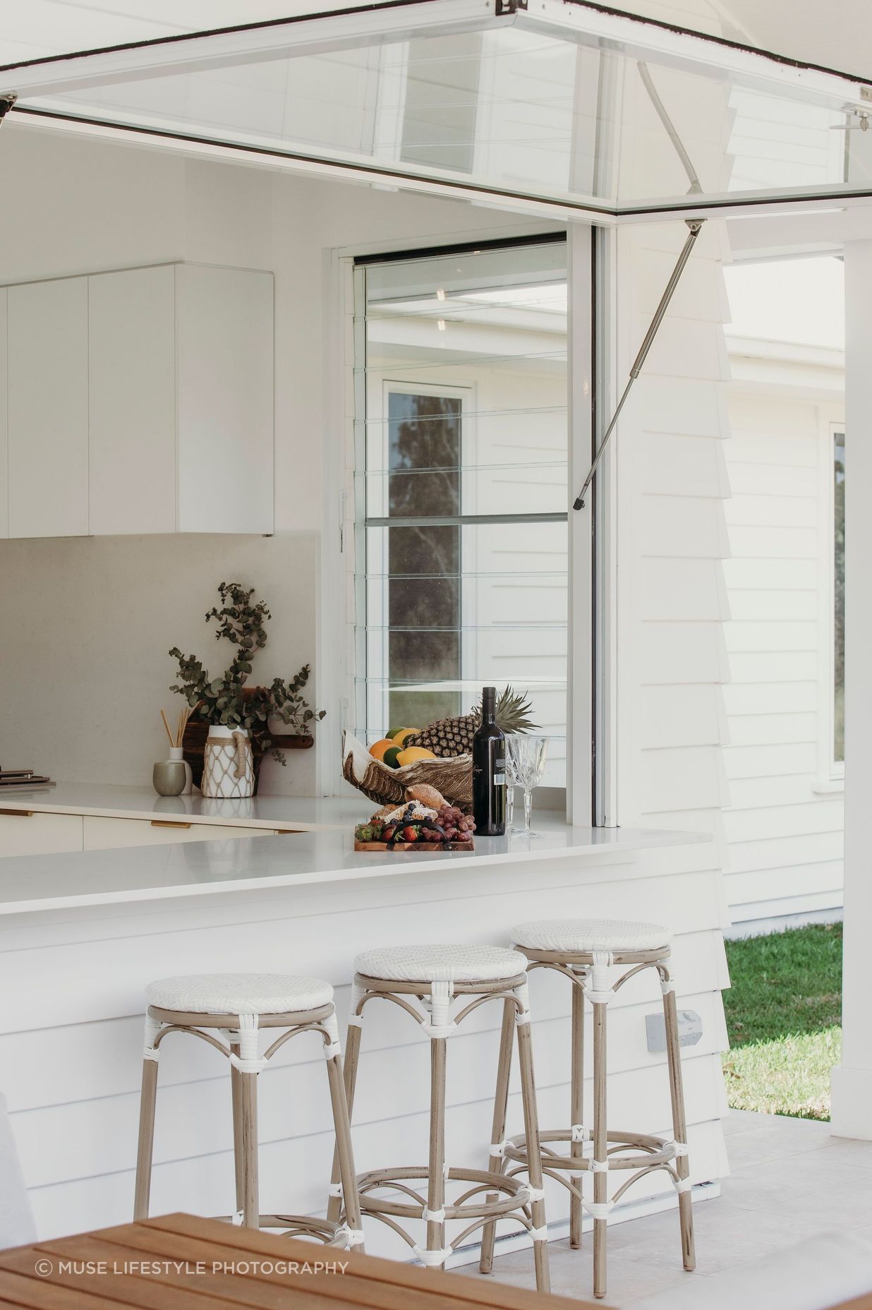 Modern Coastal Barn by Bakker Design | ArchiPro AU