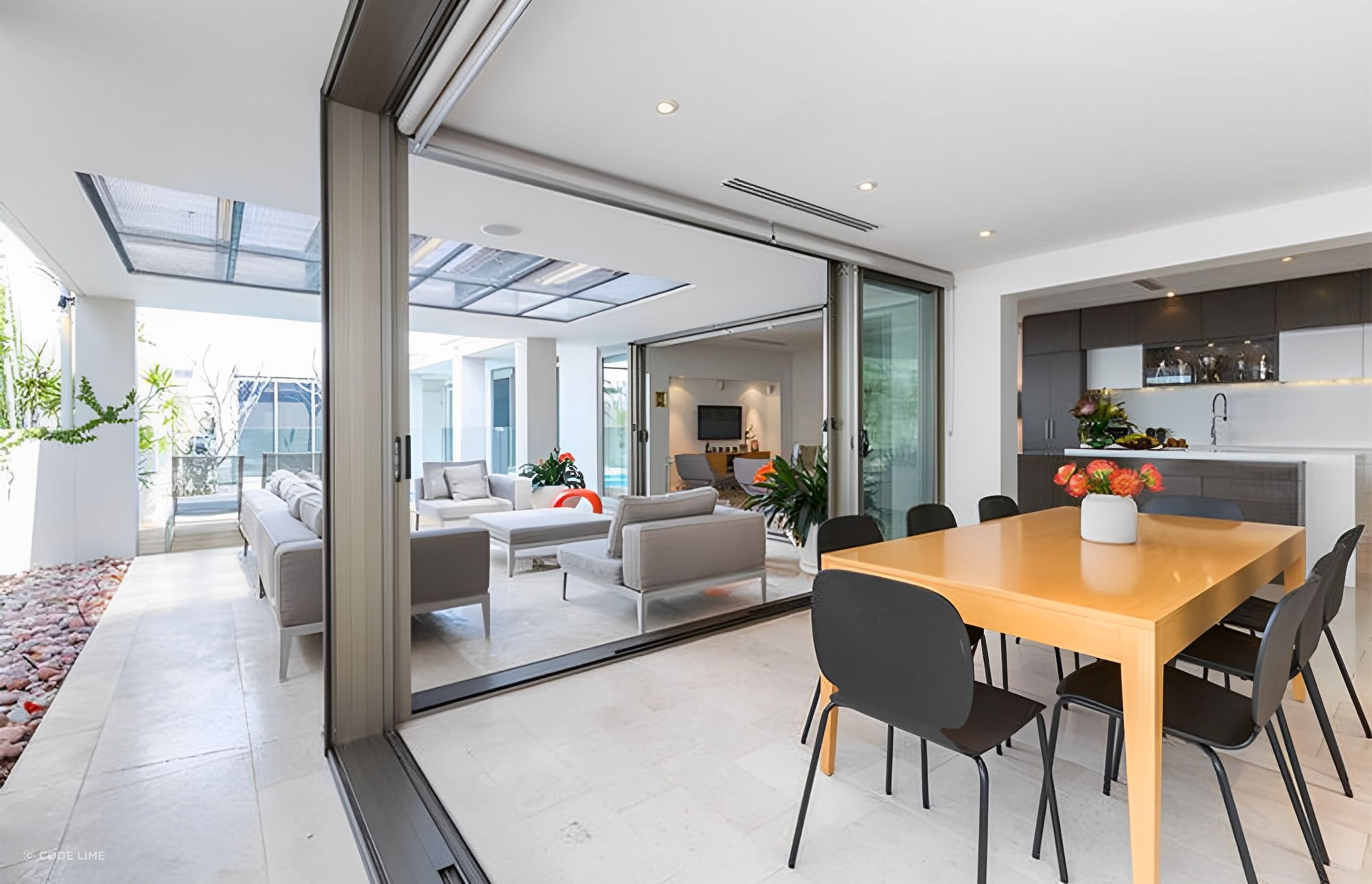 1115 Sandstone Beach House by Craig Steere Architects | ArchiPro AU