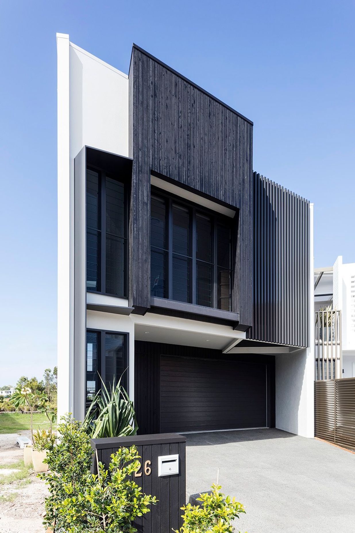 Chapman Residence by Morriarchi Architecture | ArchiPro AU