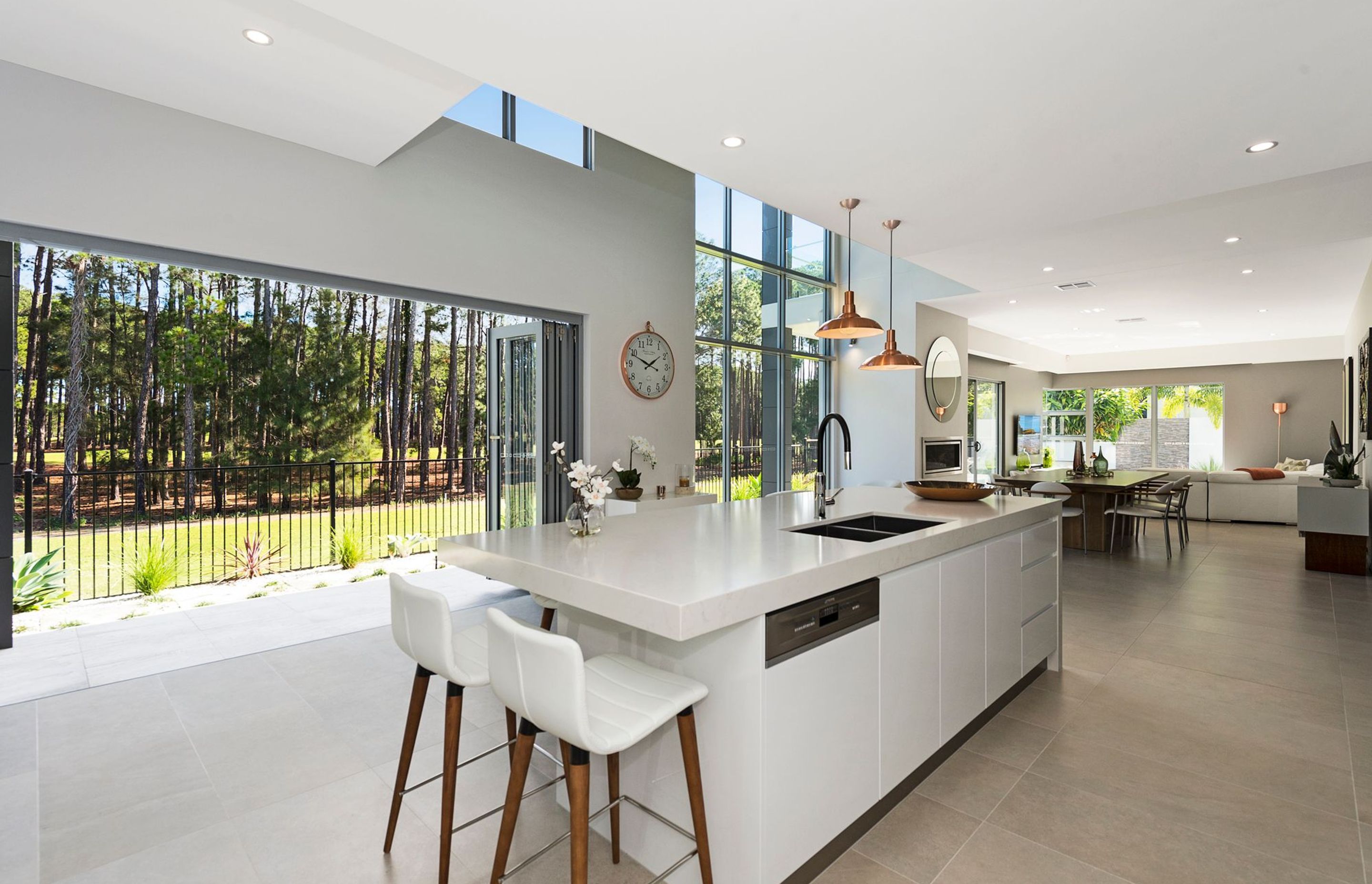 Sanctuary Cove by Mi Design Studio | ArchiPro AU