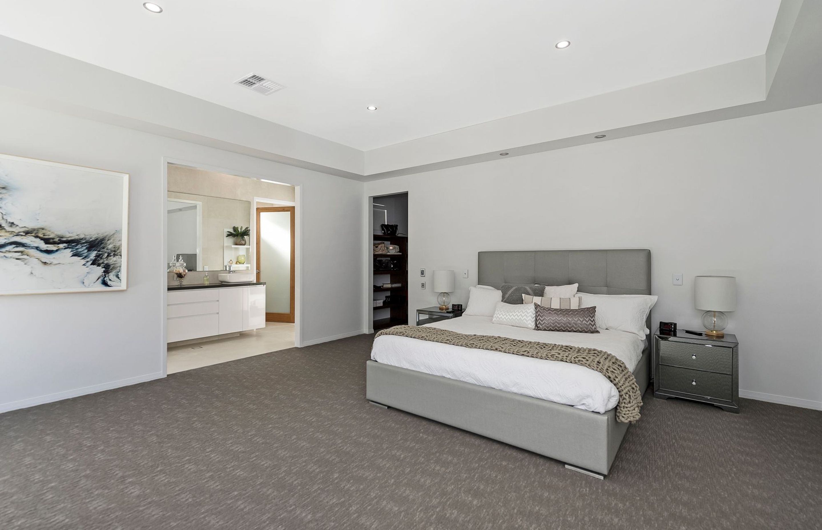 Sanctuary Cove by Mi Design Studio | ArchiPro AU