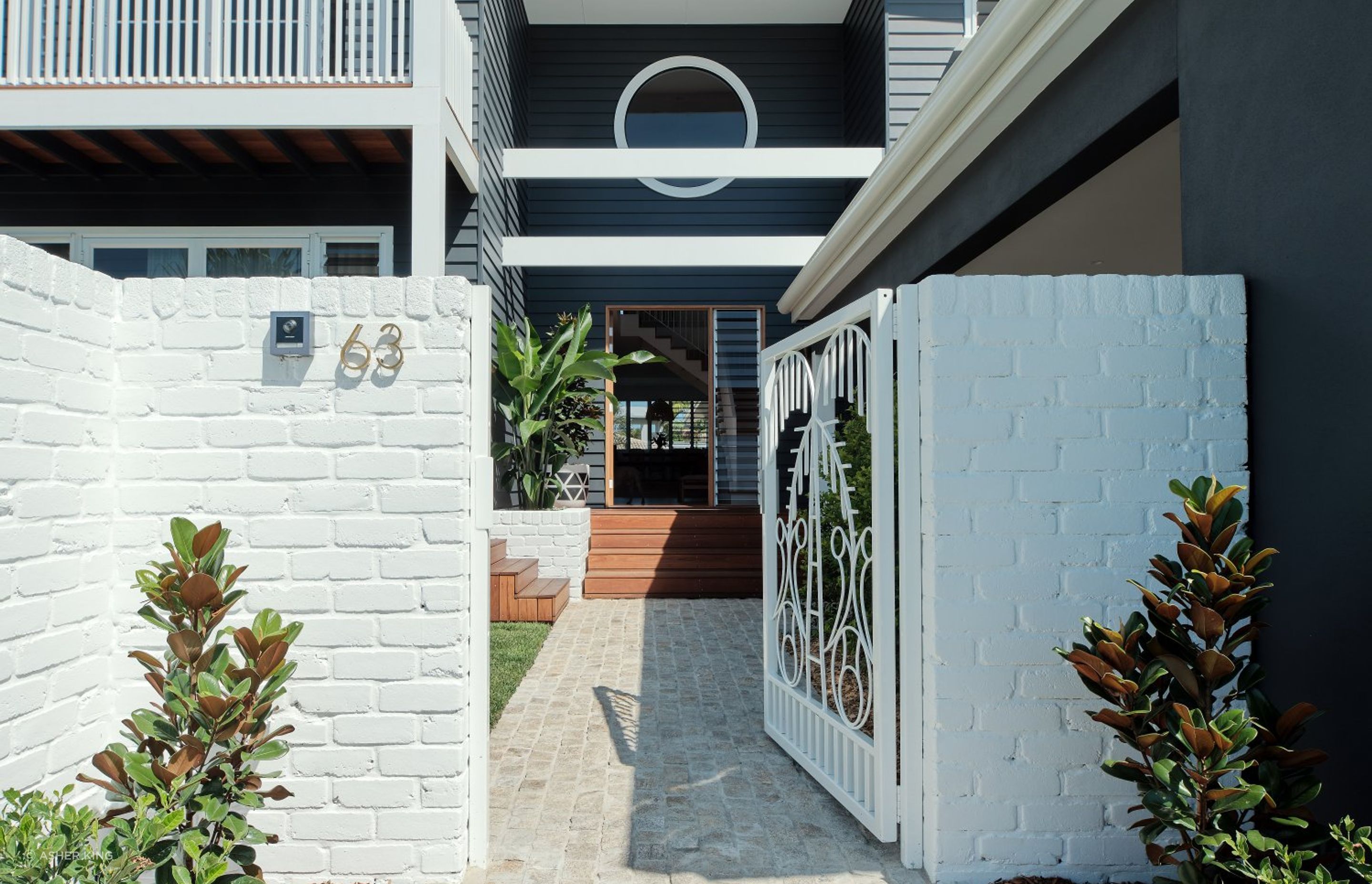 The Black Pearl by BCG Building Design | ArchiPro AU