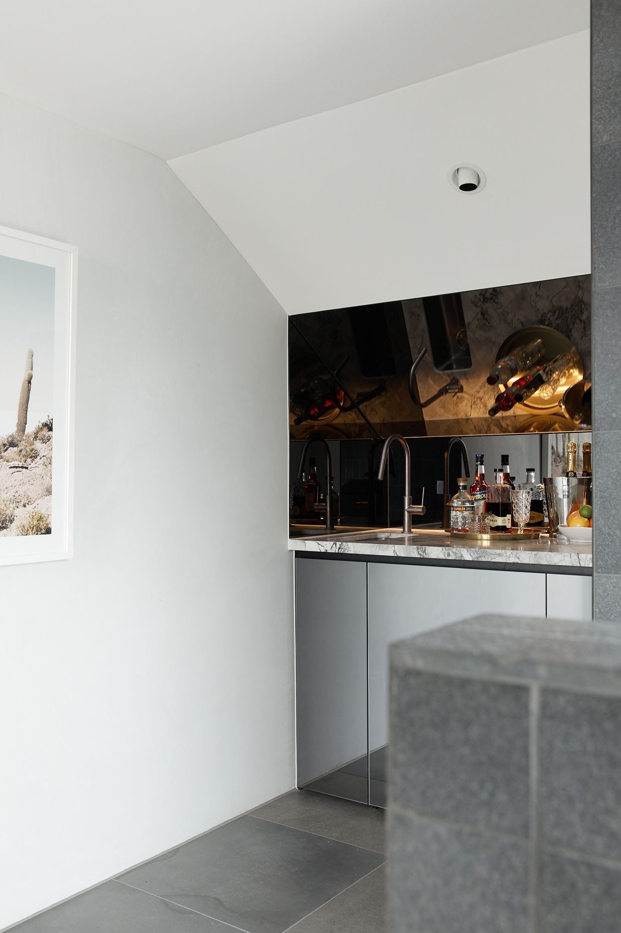 Valor by Peter Marko Photographer | ArchiPro AU