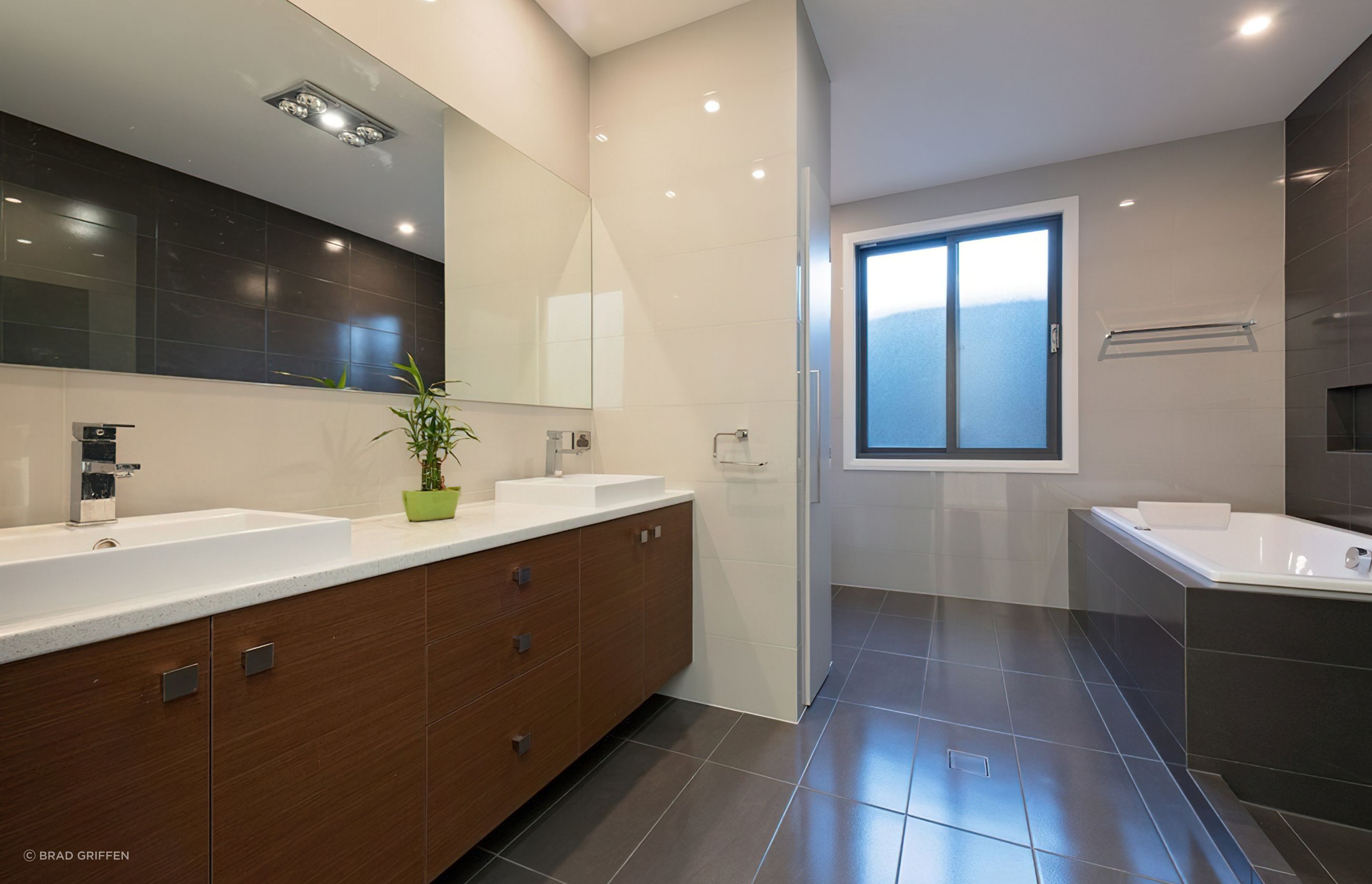 Blackwood Tri Level house by Yvonne Svensson Architect | ArchiPro AU