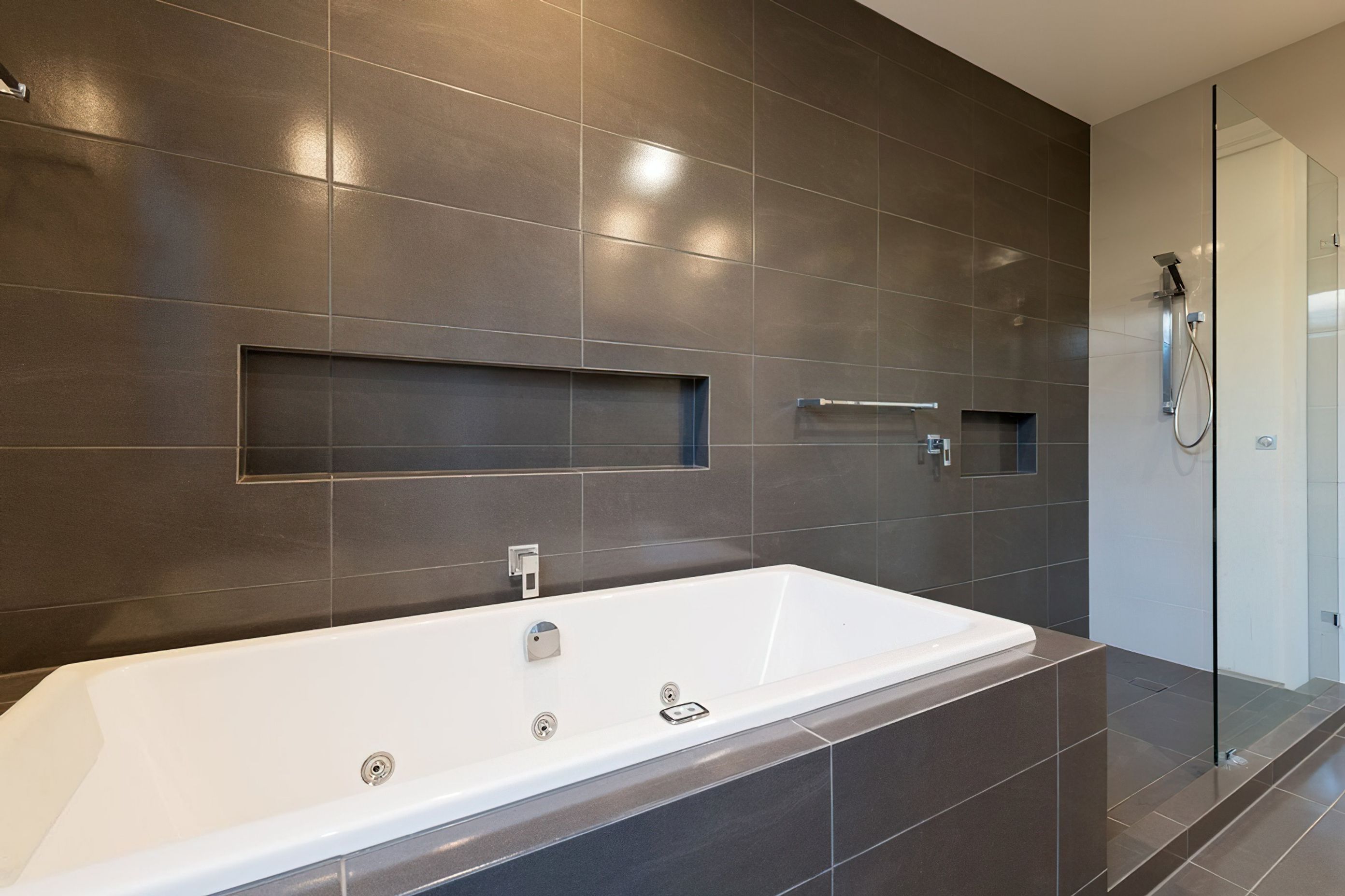 Blackwood Tri Level house by Yvonne Svensson Architect | ArchiPro AU