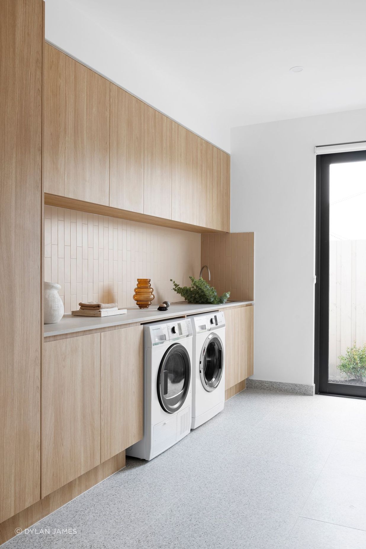 Linear Form - Gen Fyansford by Glenvill Homes | ArchiPro AU