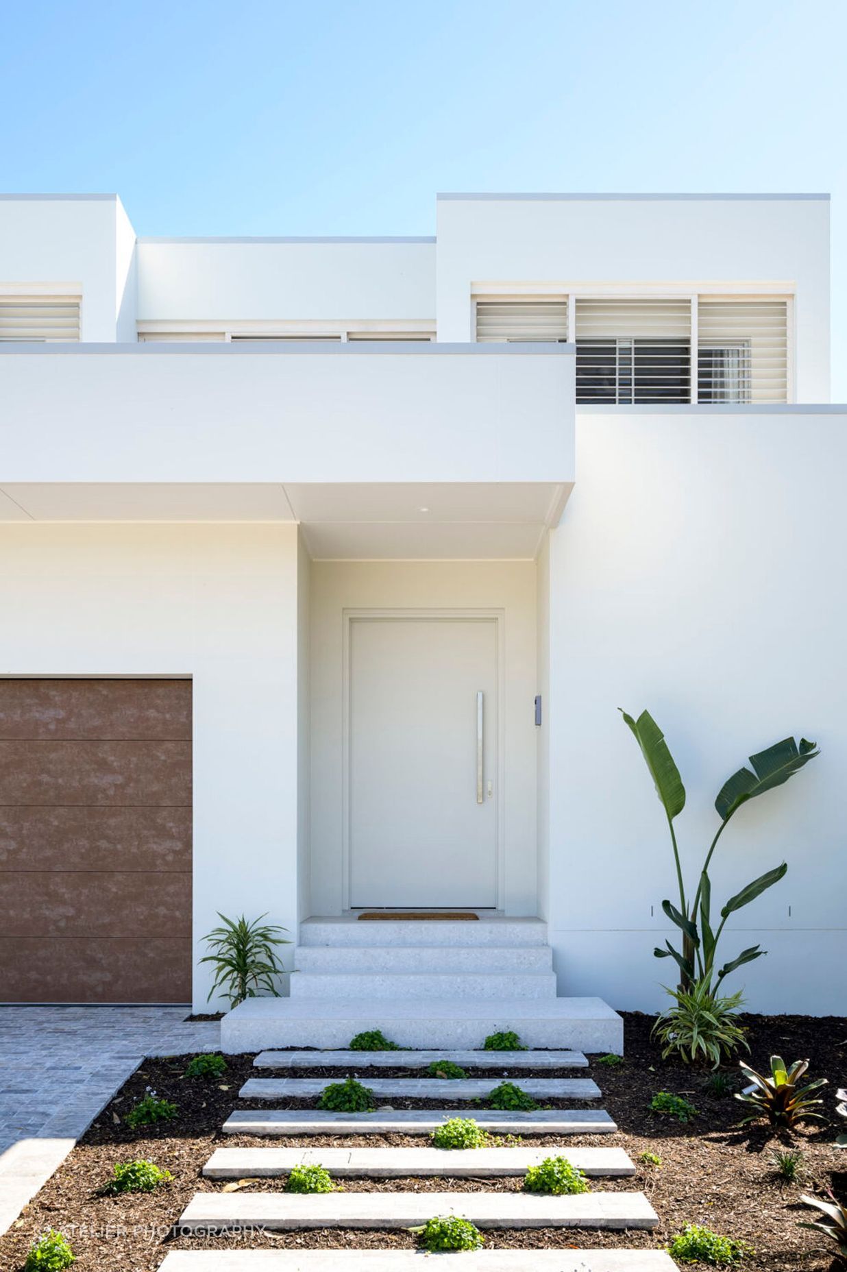 Foreshore Drive Waterfront by Sorensen Design | ArchiPro AU