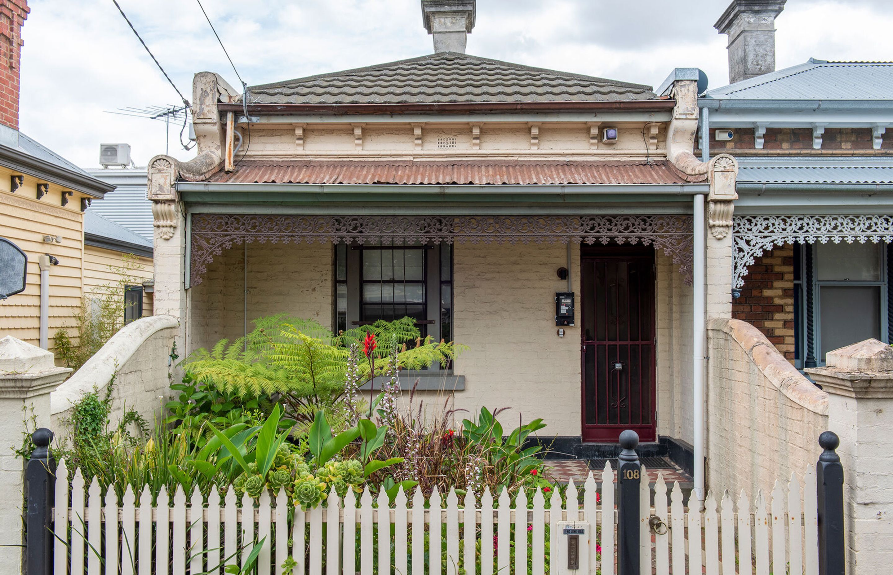 Hodgkinson 02 by Context Design Group | ArchiPro AU