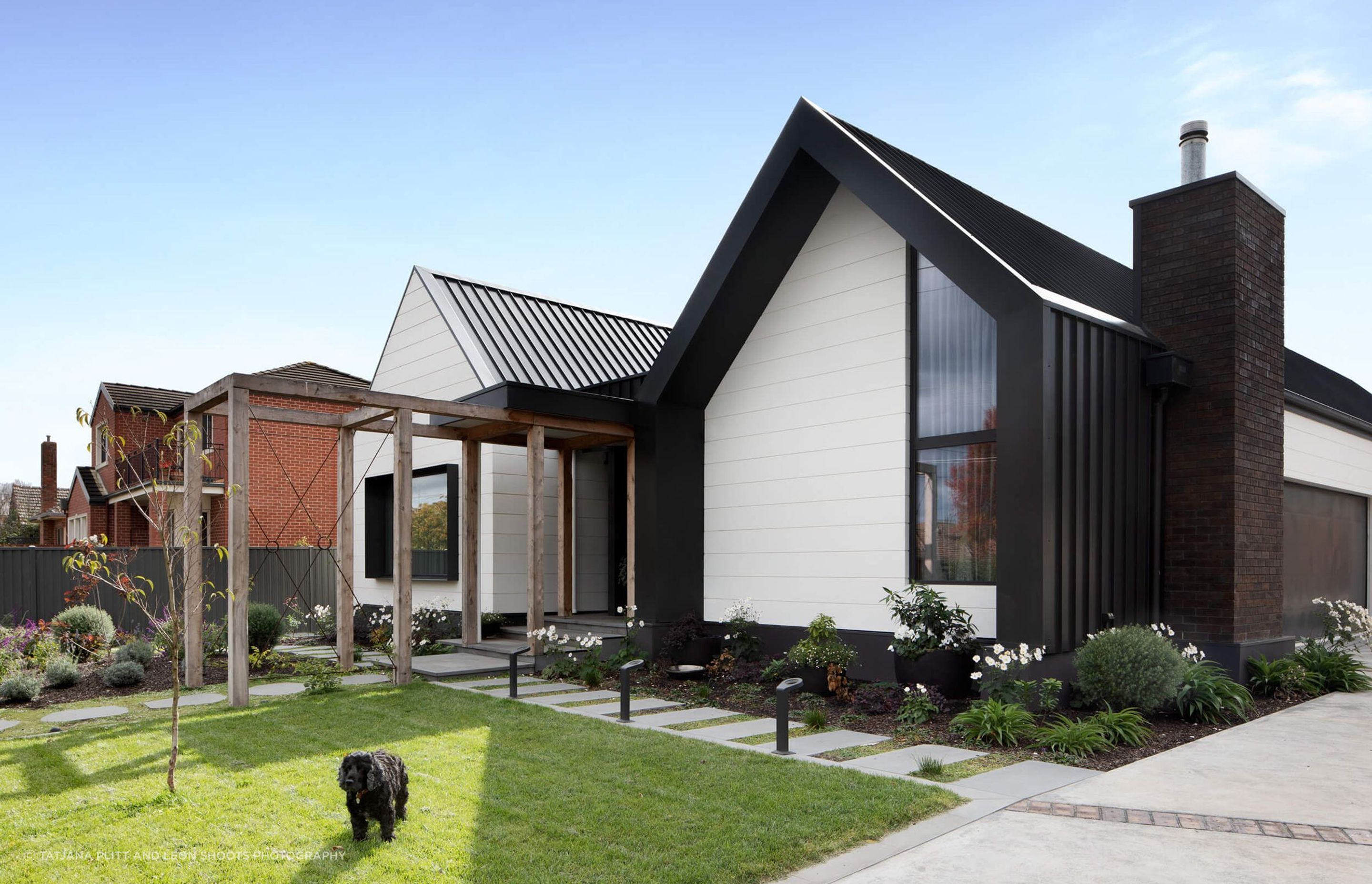 Lake Wendouree House by de.arch | ArchiPro AU