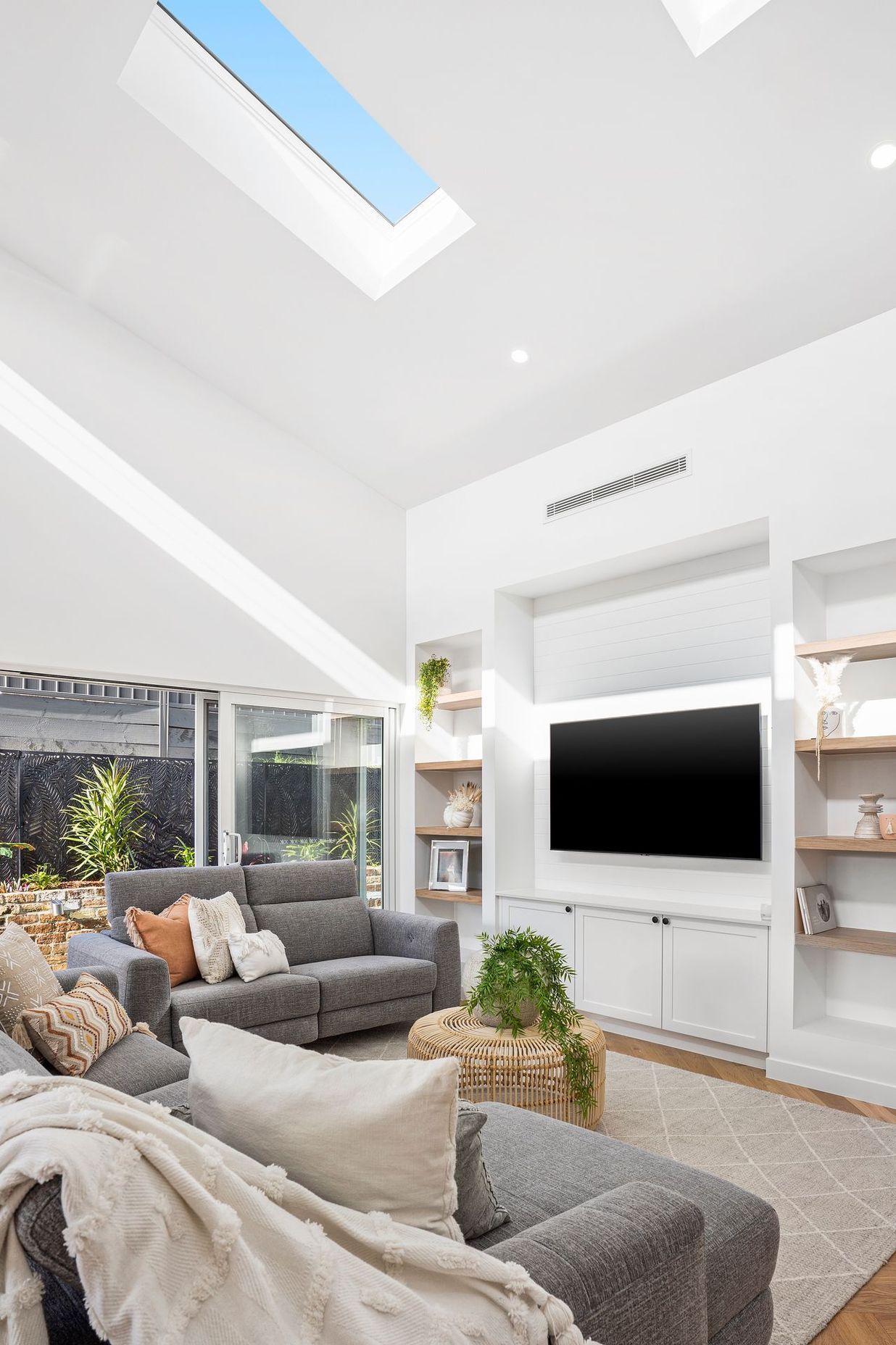 The Valley by Maple Design and Construct | ArchiPro AU