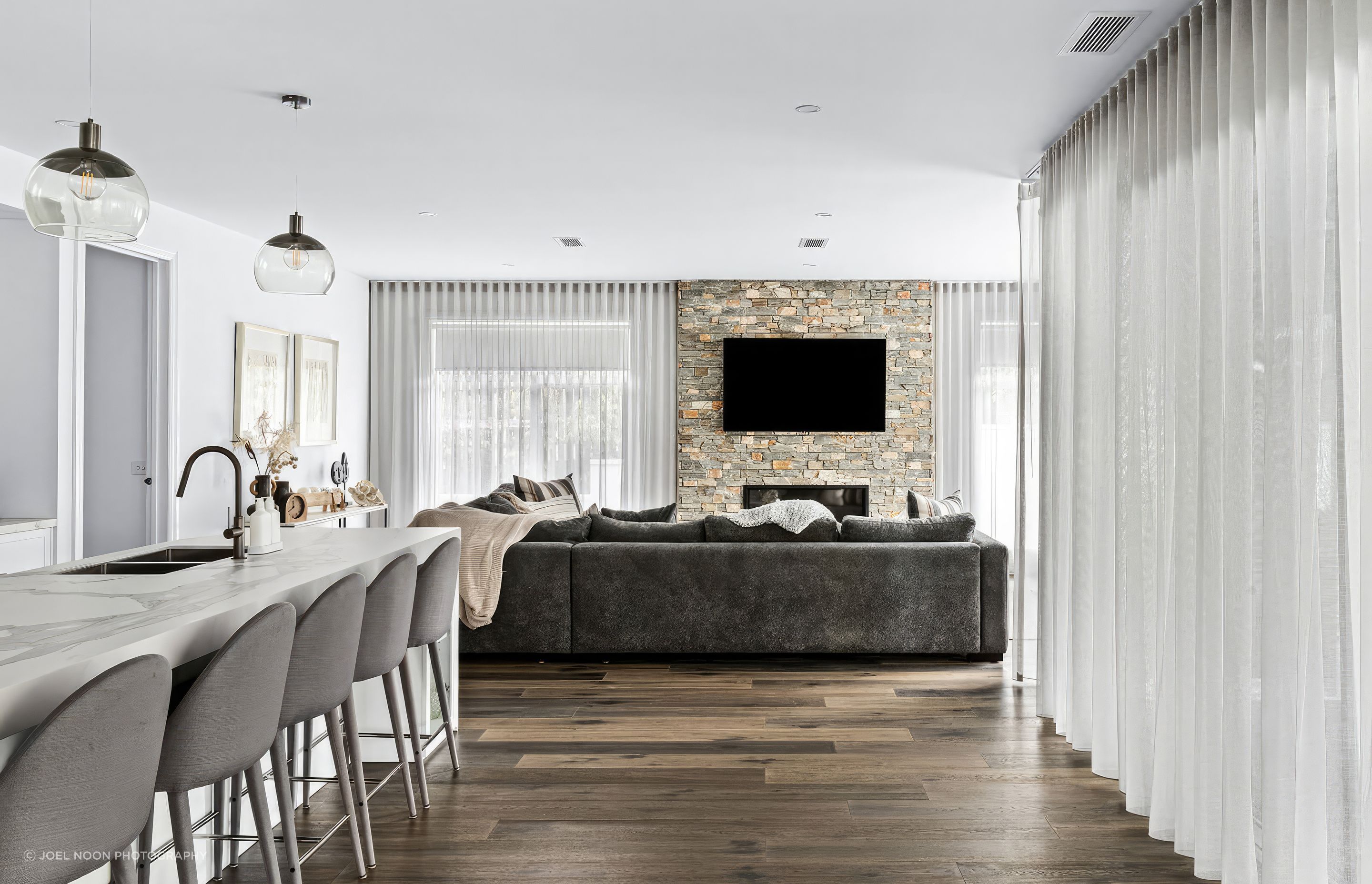 Modern Hamptons by Vision Design Studios by Schweigen | ArchiPro AU