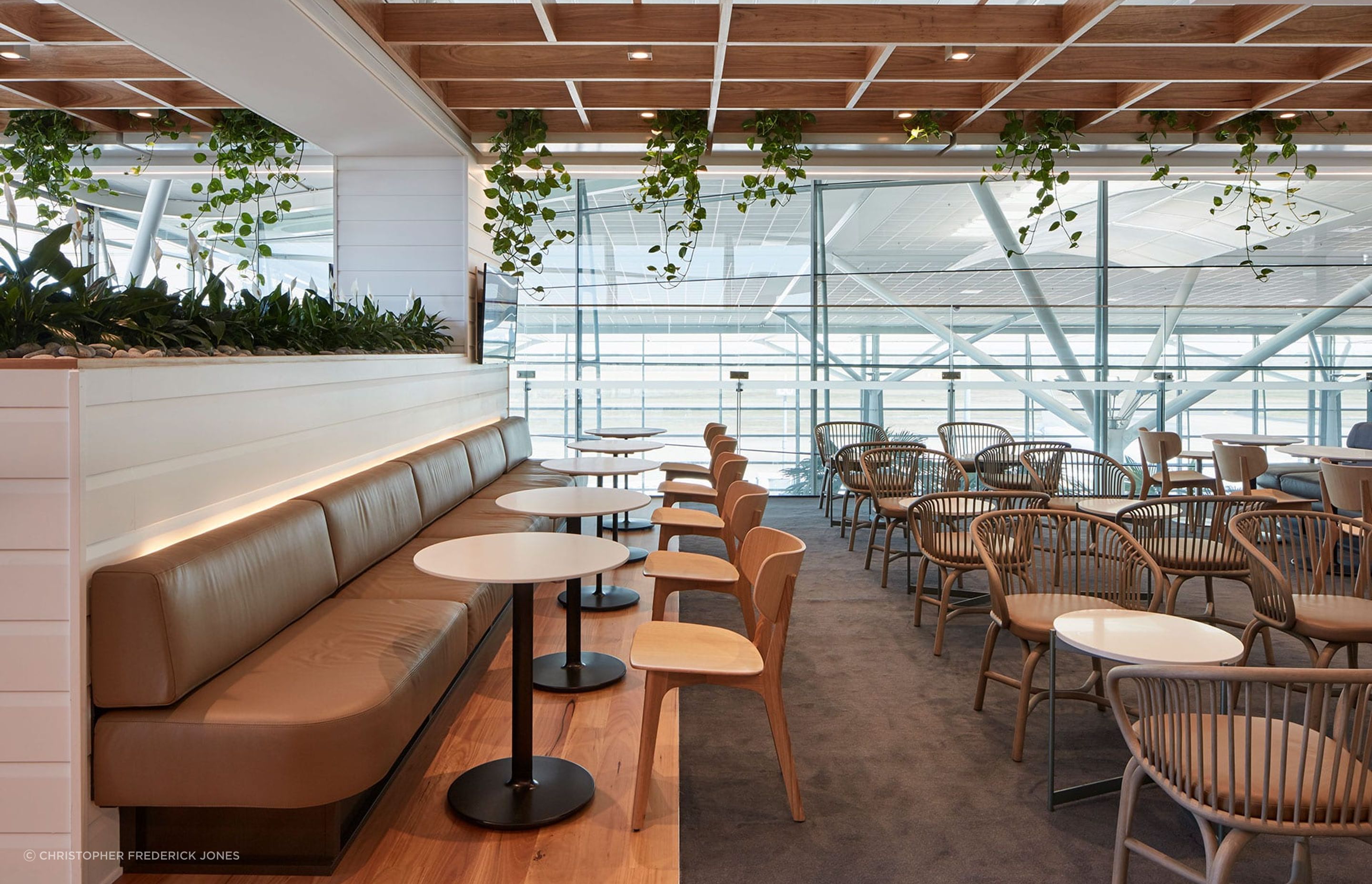 Qantas Lounge, Brisbane by Geyer Design | ArchiPro AU
