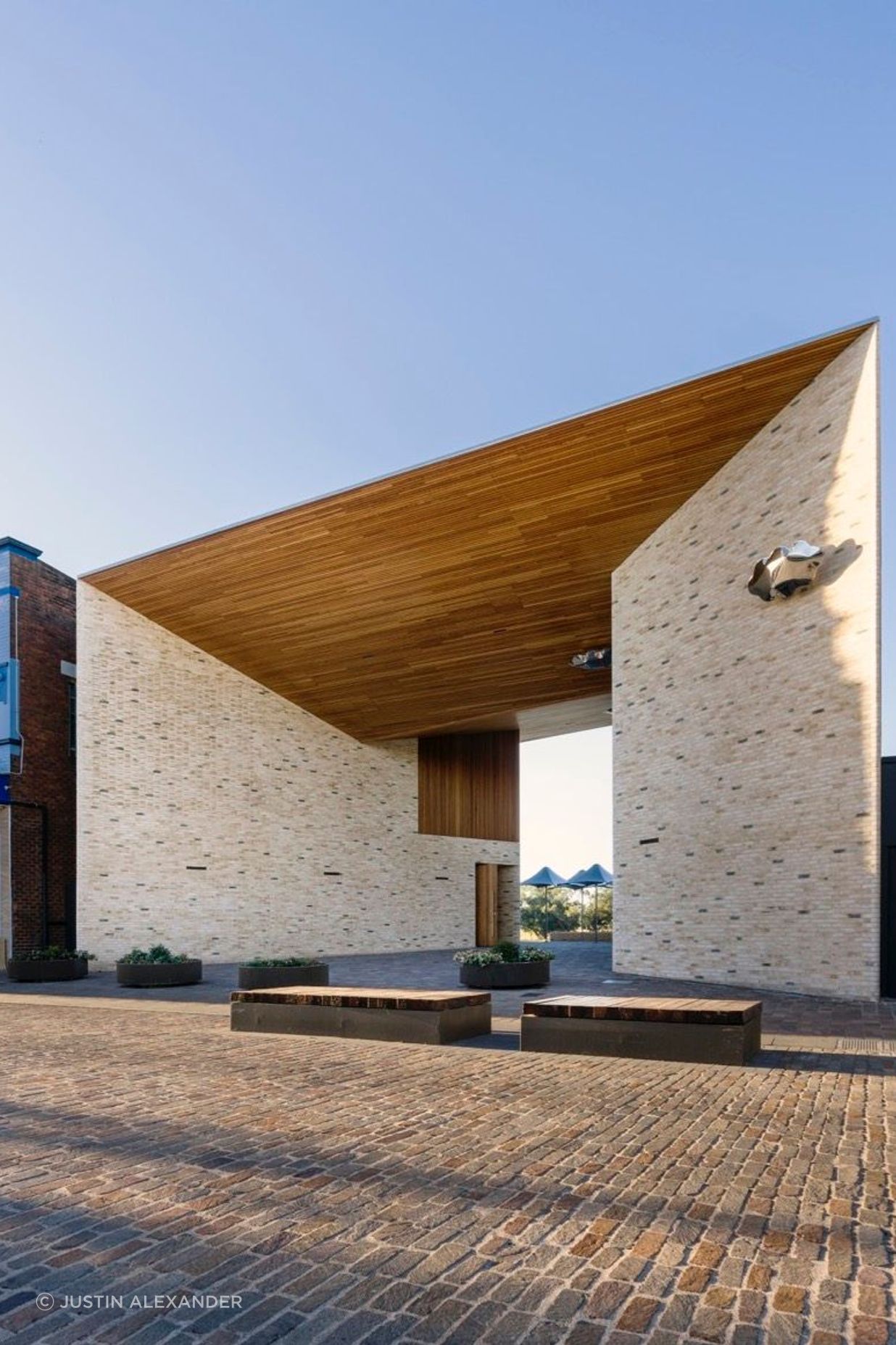 The Riverlink Building by Robertson's Building Products | ArchiPro AU
