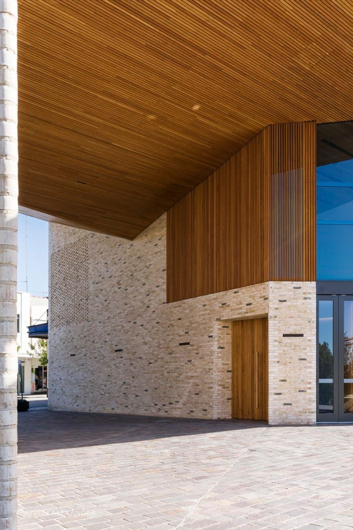 The Riverlink Building by Robertson's Building Products | ArchiPro AU