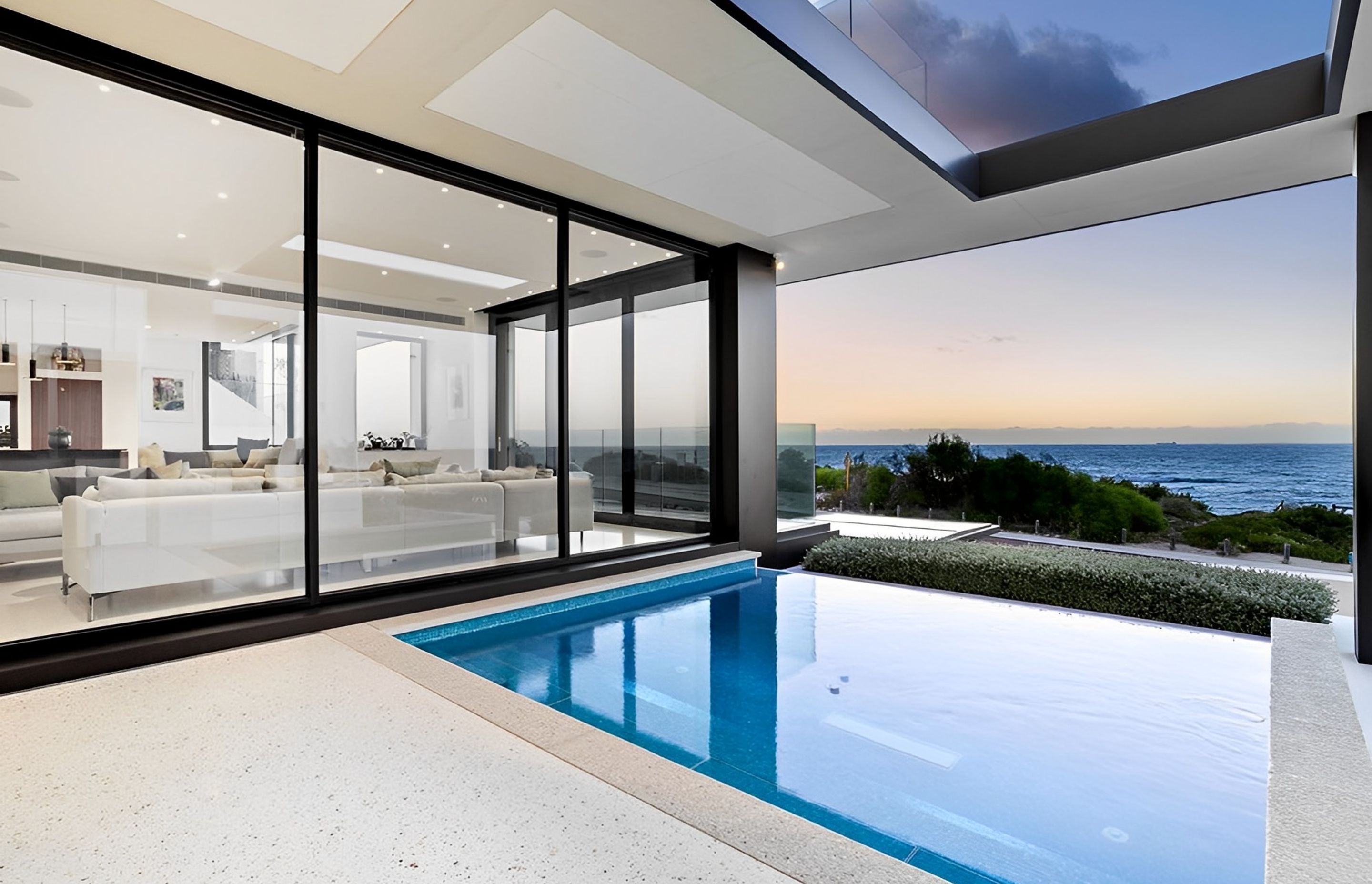 1210 Ocean Side Villa by Craig Steere Architects | ArchiPro AU