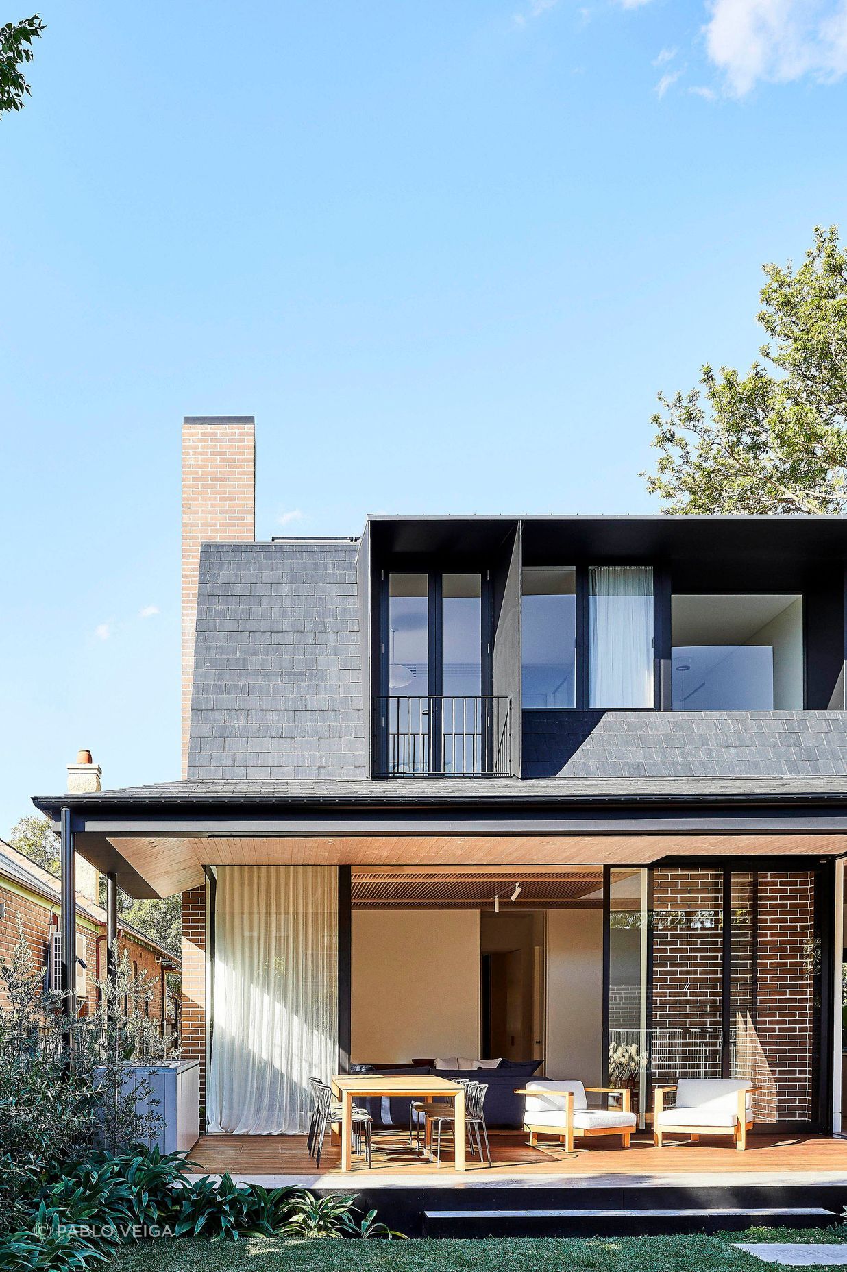 Gesticulating Wildly by Carter Williamson Architects | ArchiPro AU