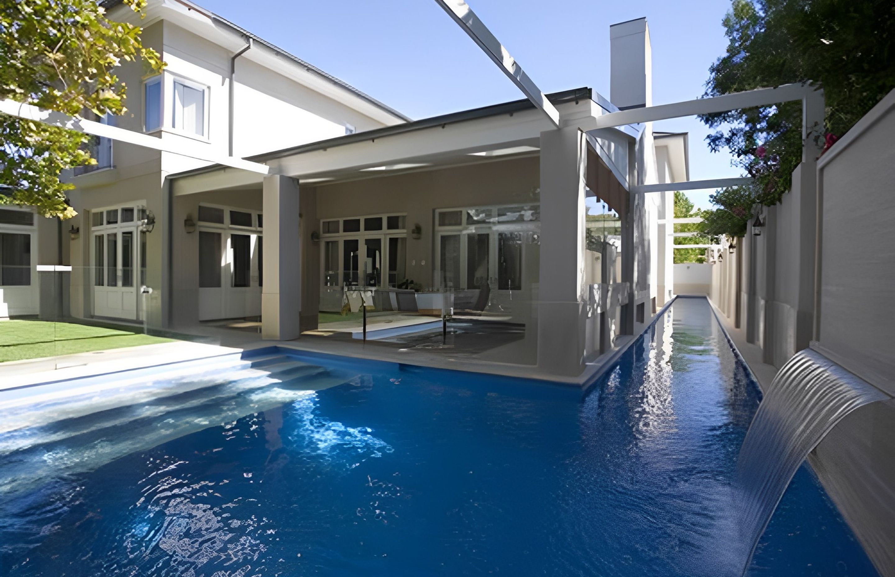 0216 Peppermint Grove Villa by Craig Steere Architects | ArchiPro AU