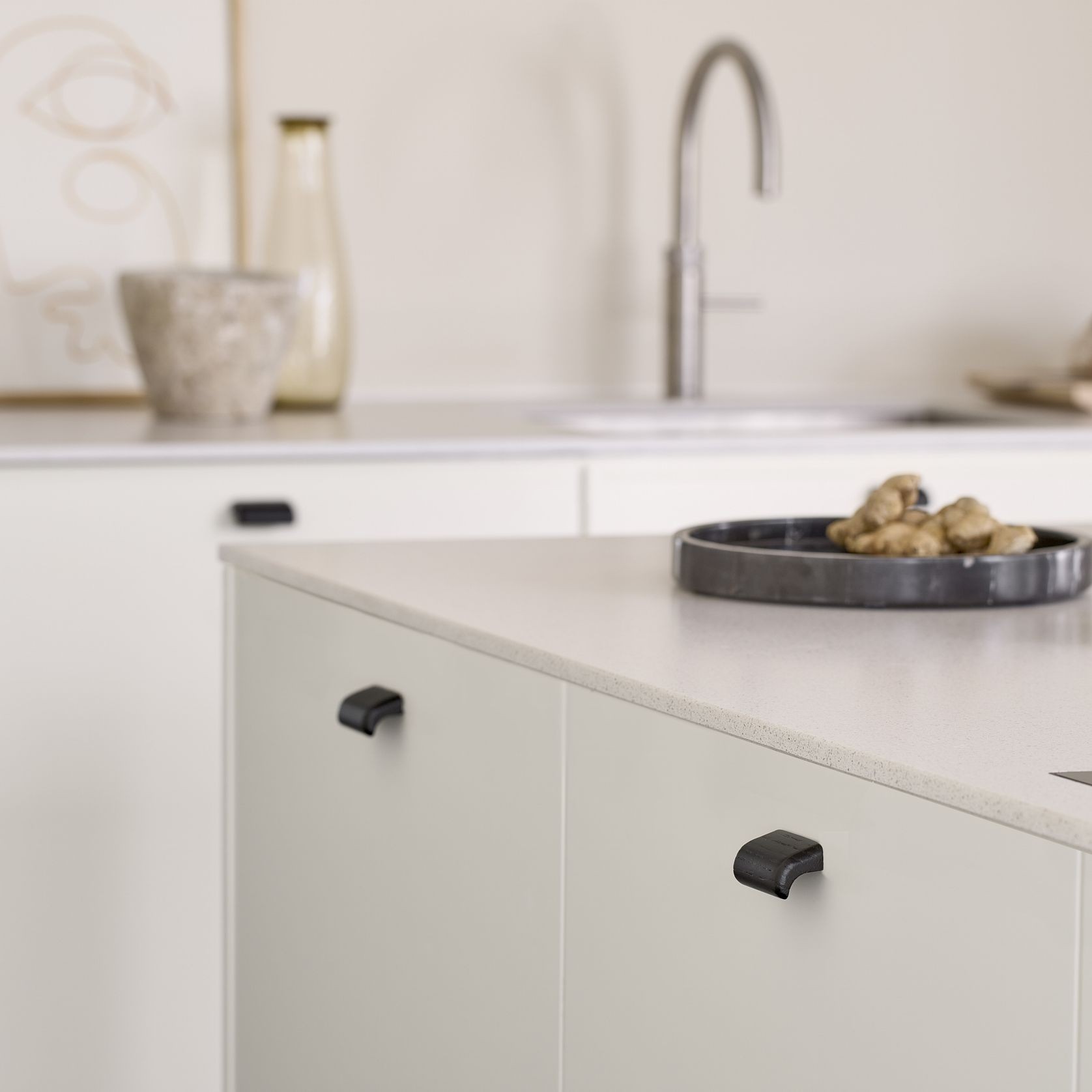 Furnipart Glove handle | ArchiPro AU