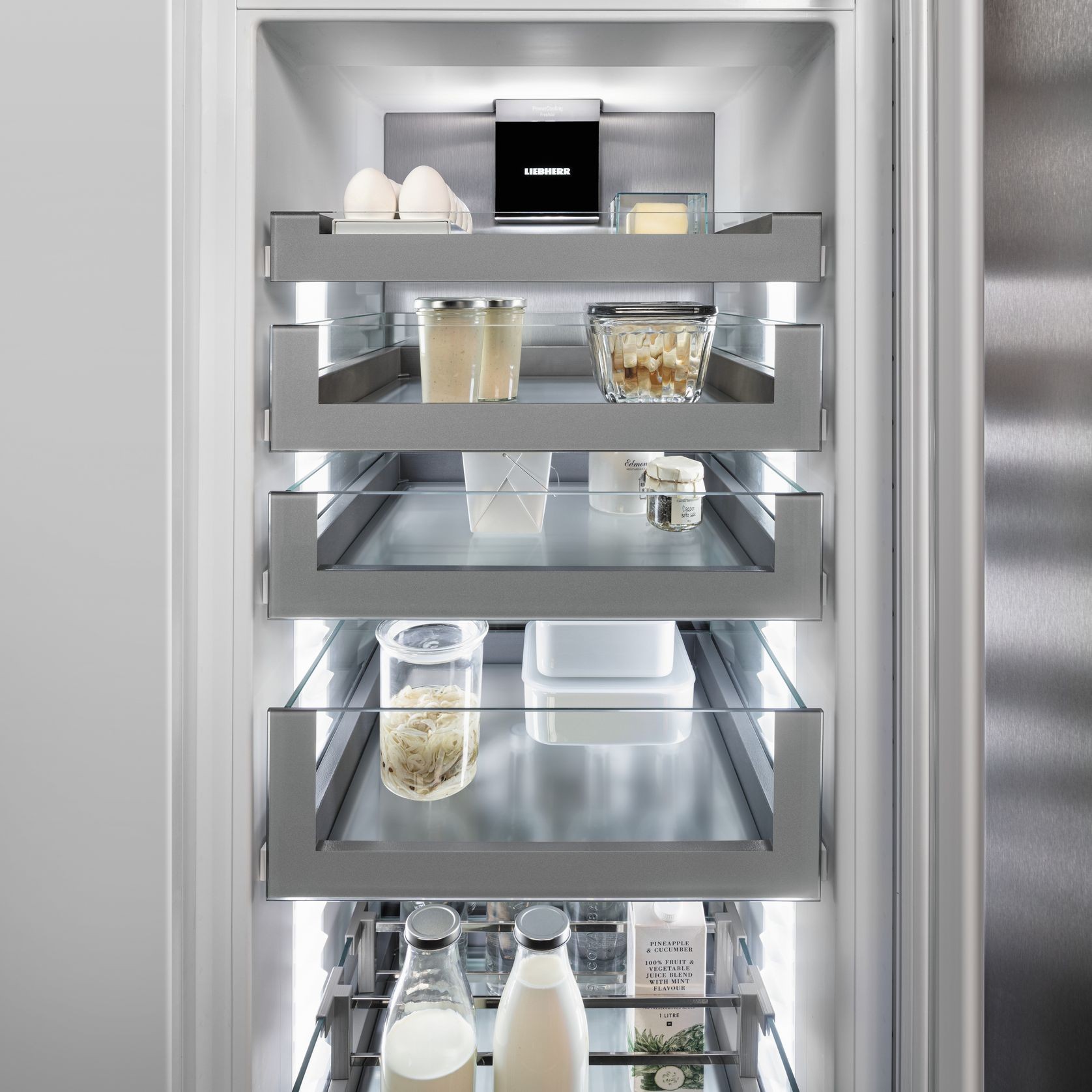 IRBPh 5170 'Peak' BioFresh | Fully Integrated Fridge | ArchiPro AU