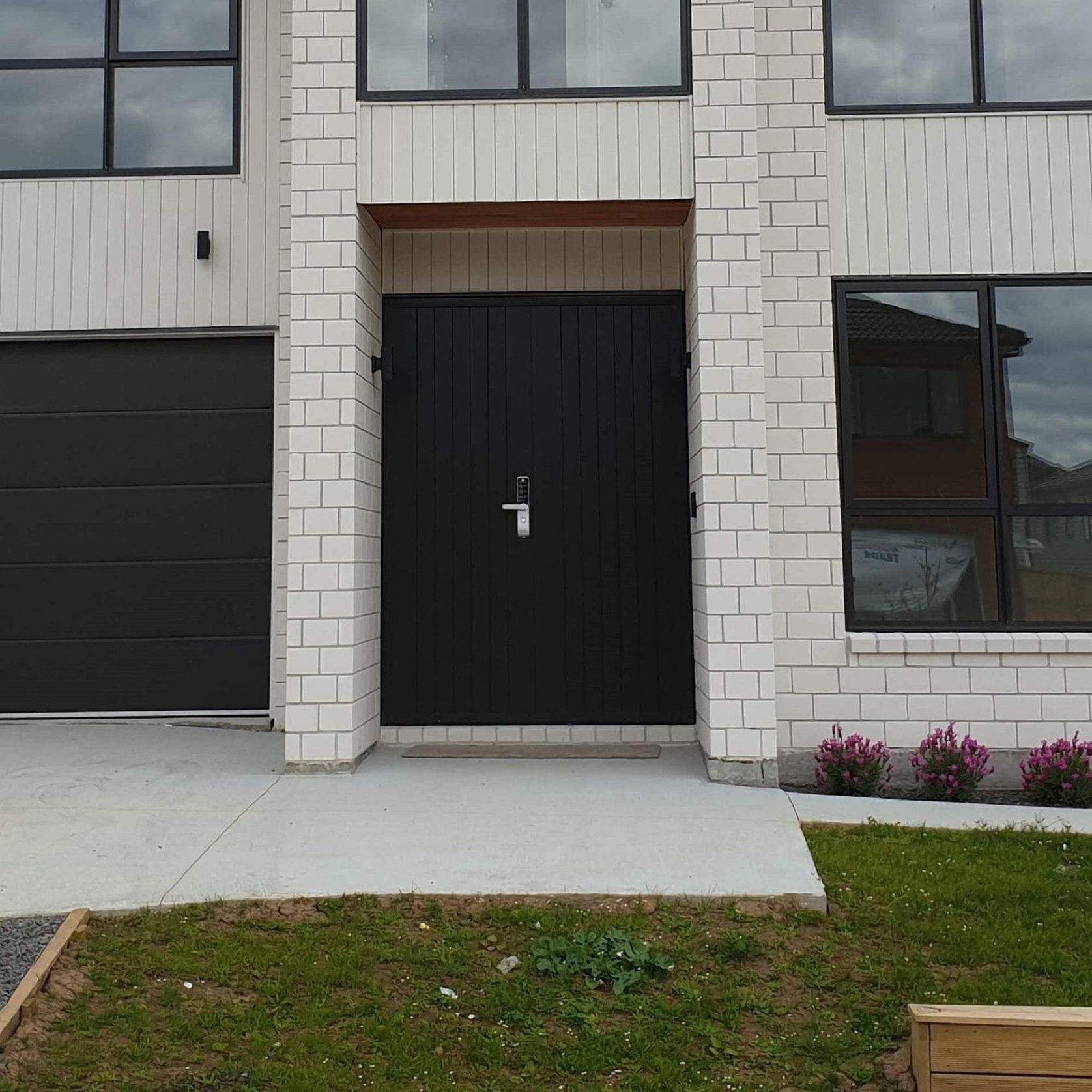 Strata TGV Aluminium Modern Entrance Doors | ArchiPro AU