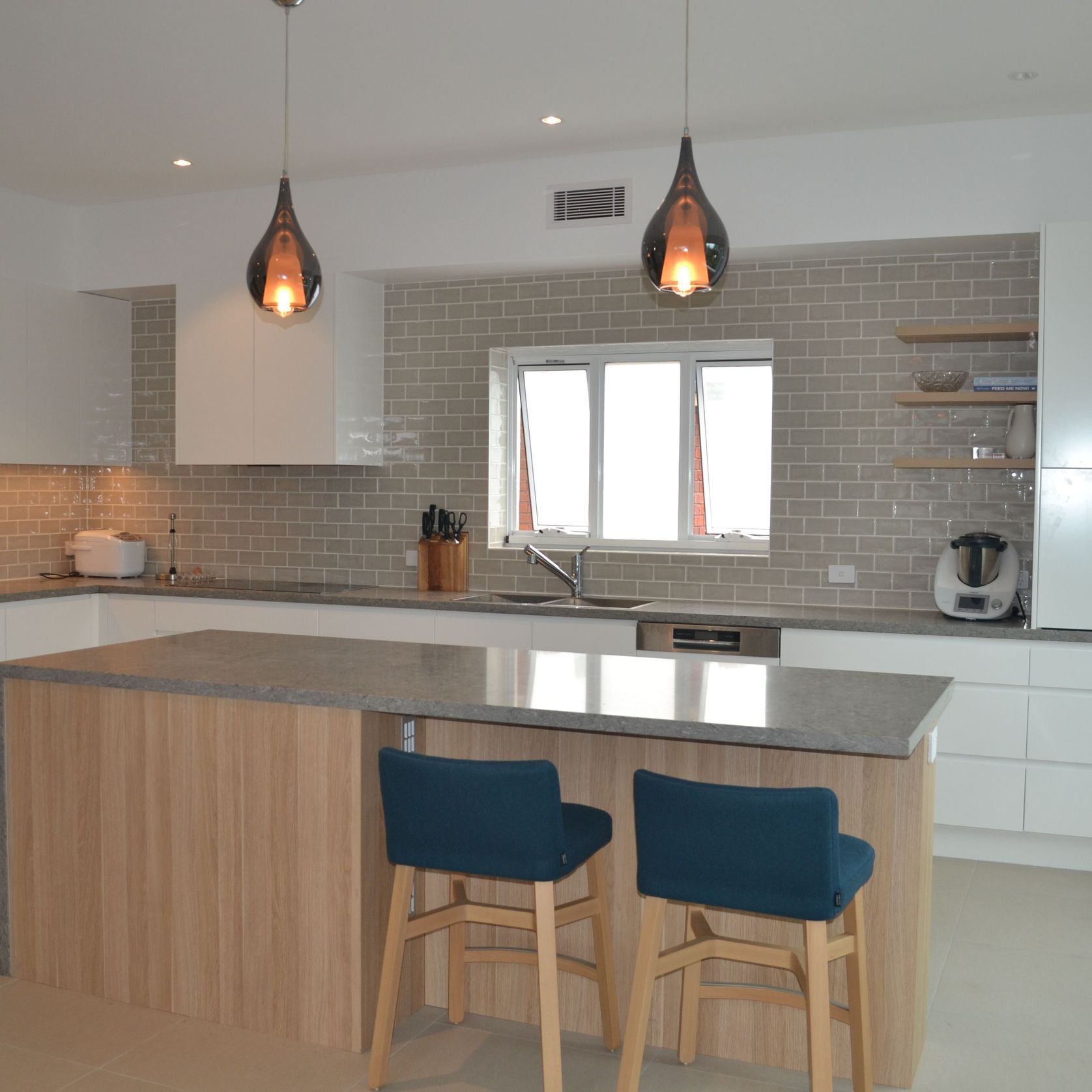 Light & Bright Kitchen | ArchiPro AU