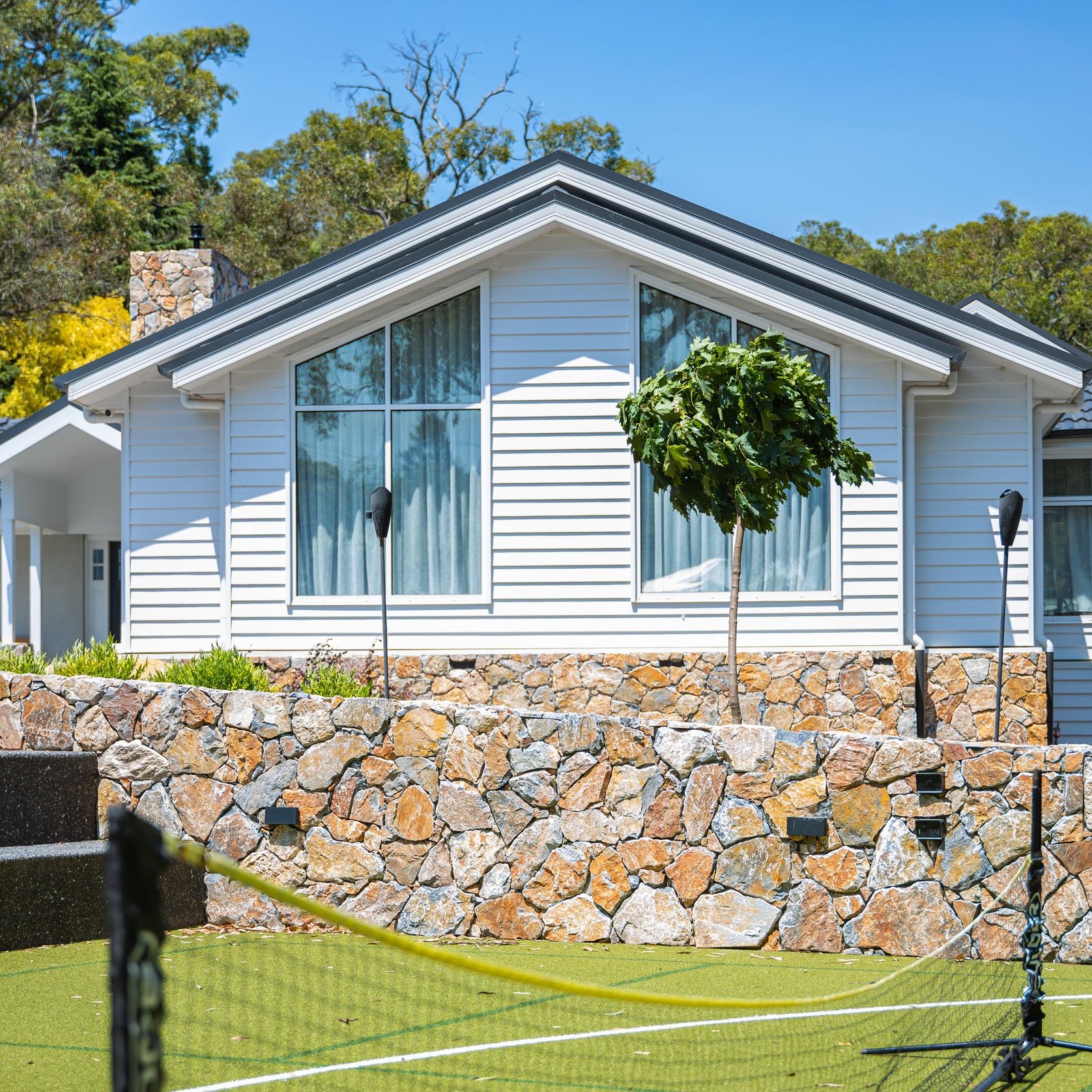 Loose Random Uluru Wall Cladding | ArchiPro AU