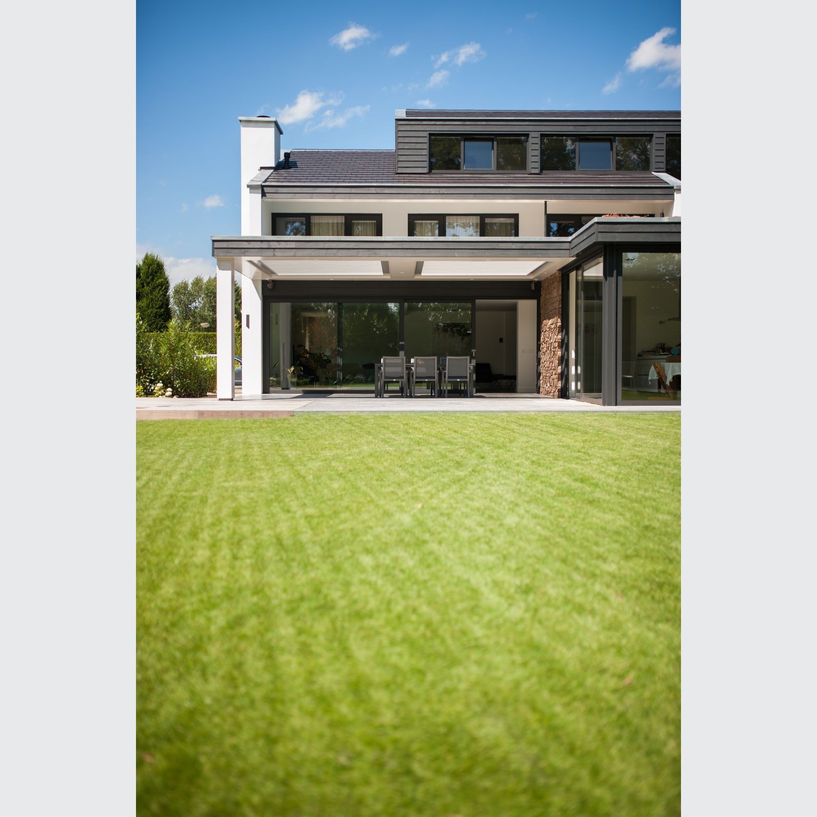 200/35 Slimline Opening Roof | ArchiPro AU